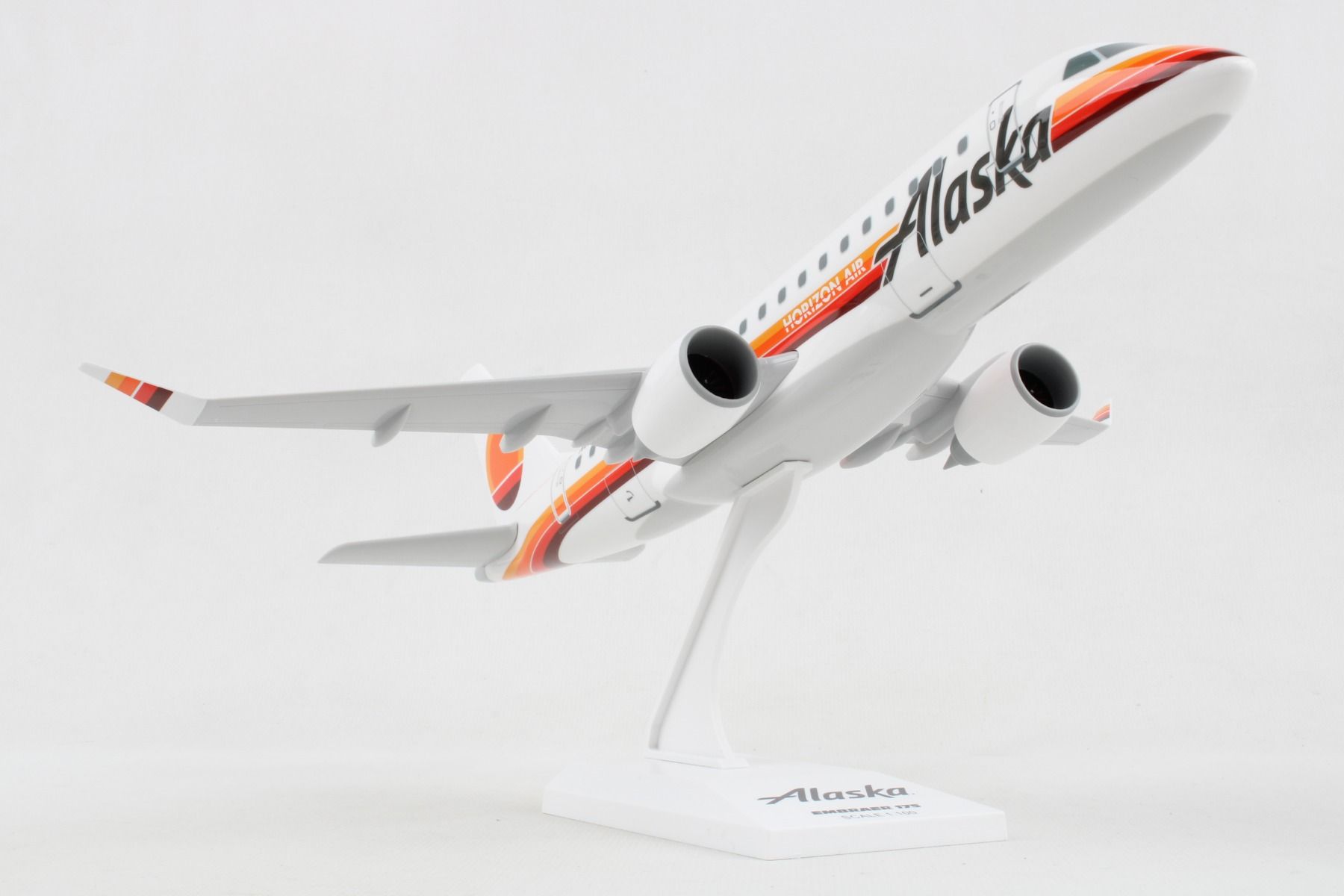 Avião Alaska/Horizon Retro E175 1:100 Skymarks - 20 anos! Loja on-line ...