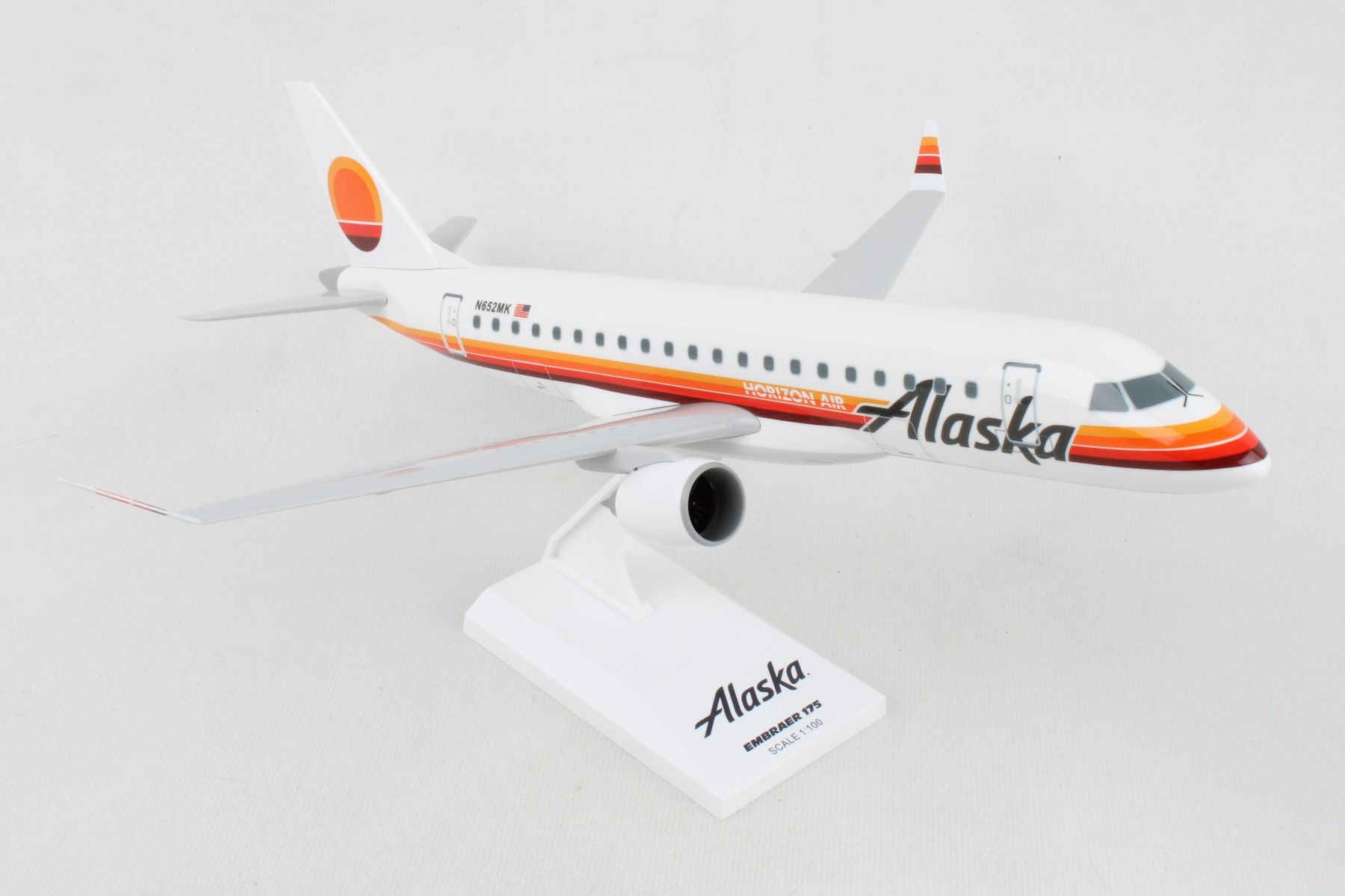 Avião Alaska/Horizon Retro E175 1:100 Skymarks - 20 anos! Loja on-line ...