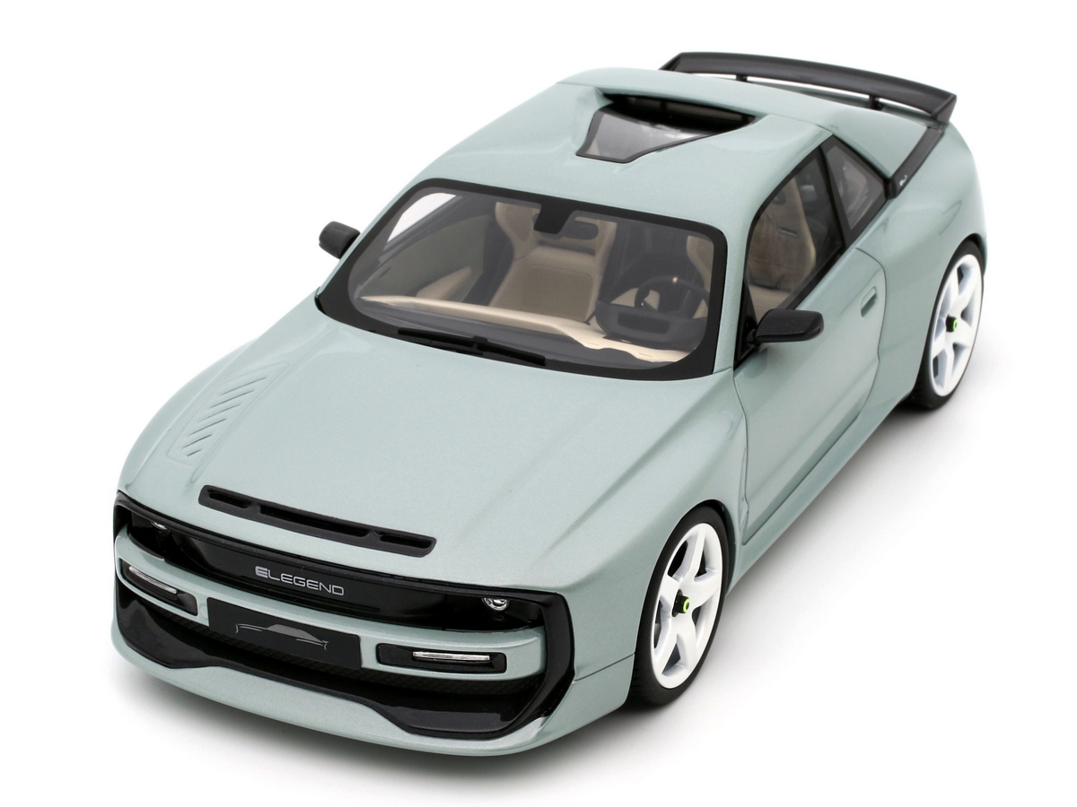 Elegend EL1 Celeste 2021 1:18 OttOmobile - 18 anos! Loja on-line de miniaturas colecionáveis!