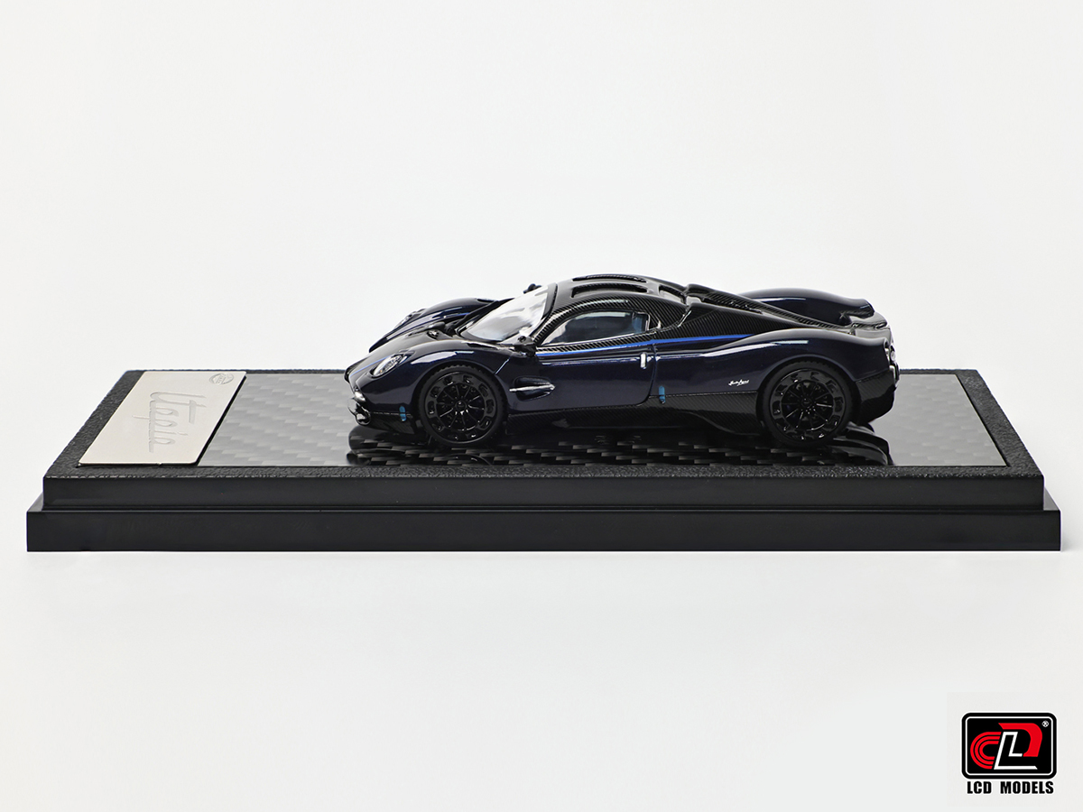 Pagani Utopia Coupe 1:64 LCD Models Preto Carbon - 20 anos! Loja on ...