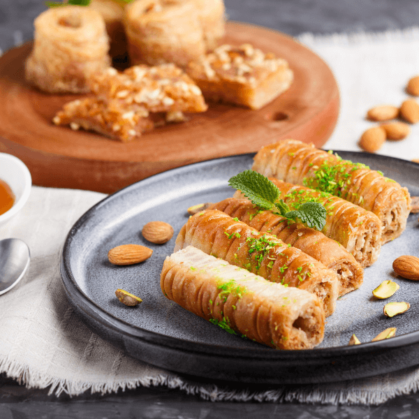 Doces Árabes Mini Bandeja com 10 un | Tio Ali Empório Árabe - Tio Ali ...