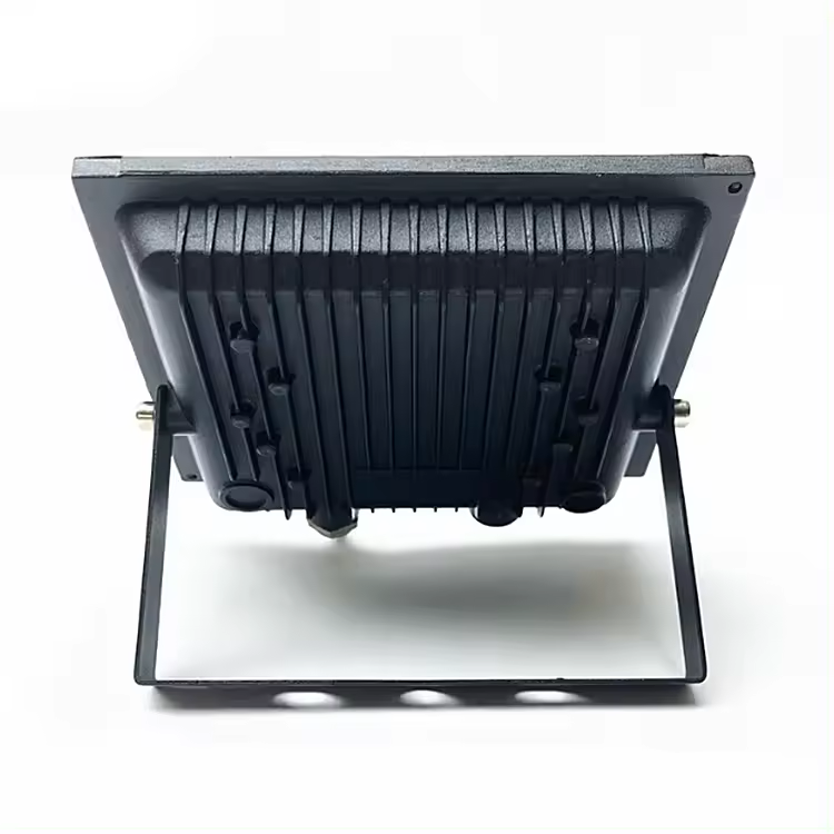 Refletor LED compacto 50W preto 6500K branco frio SMD IP66 bivolt. - Nova Luminária ...