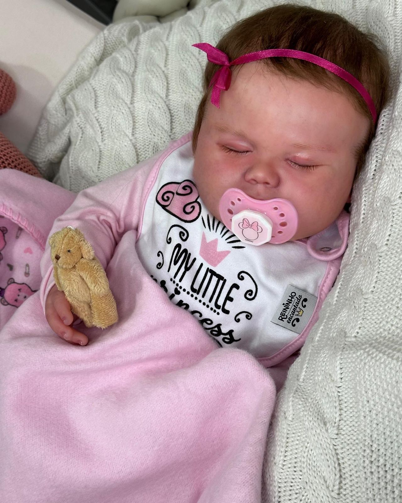 Bebê Reborn kit June dormindo (Toddler) - pulpilas Reborn