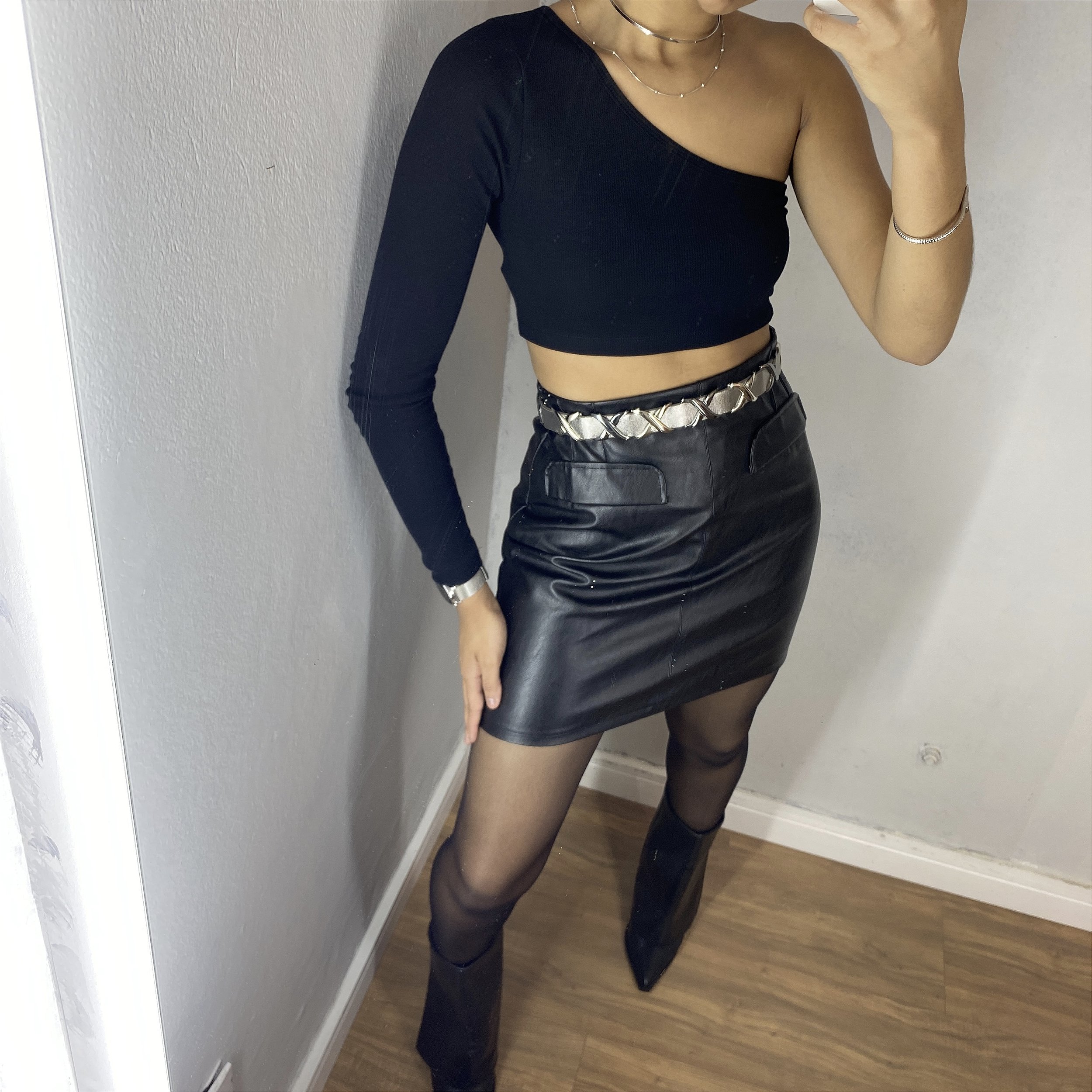 SAIA REBECCA COURO FAKE - Morena Moça