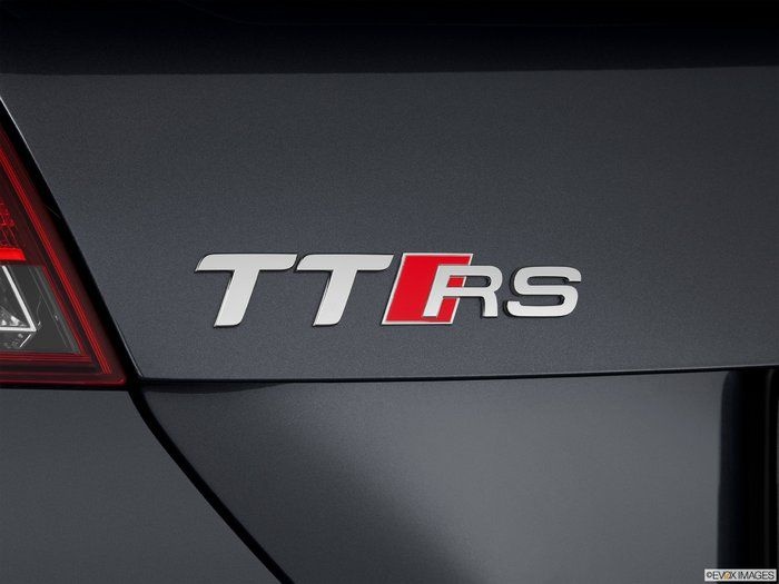 Emblema Audi Ttrs Tampa Traseira - Assaliz Import.