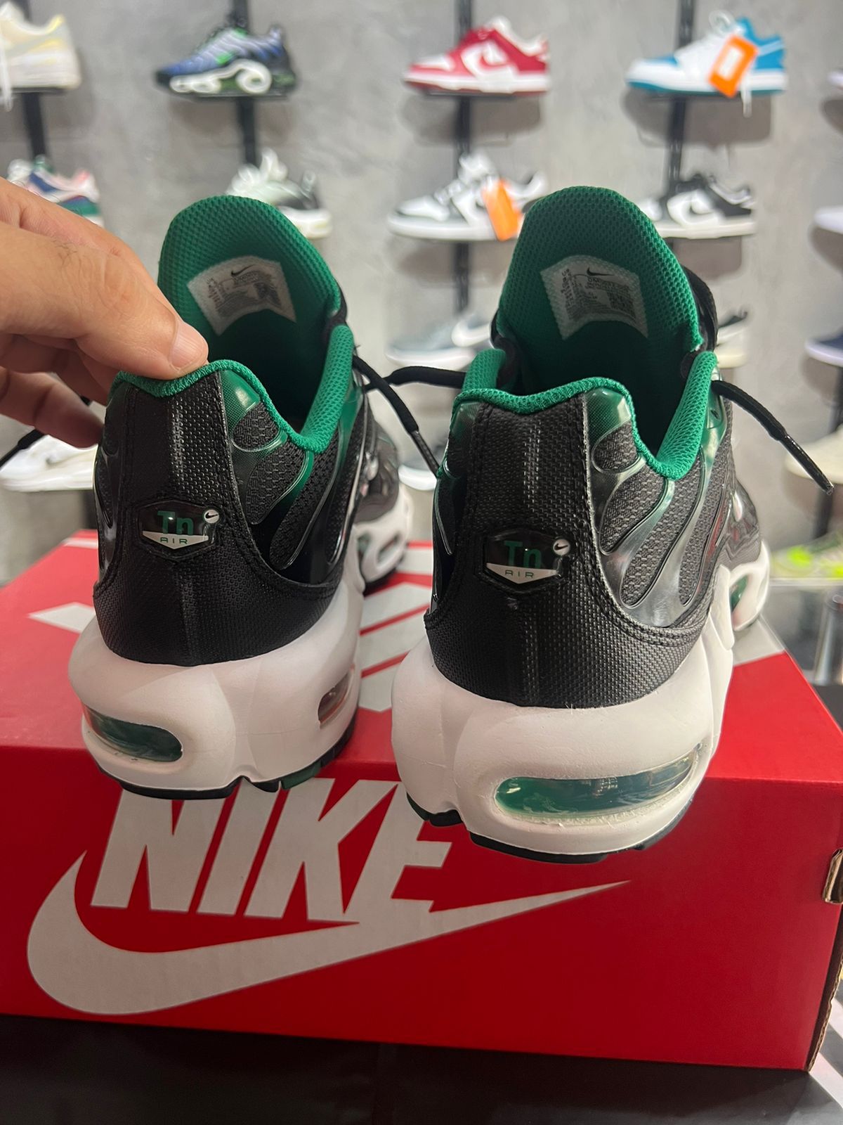 Tenis Nike Air Max Plus TN Malachite - Loja Vei do tenis- os melhores