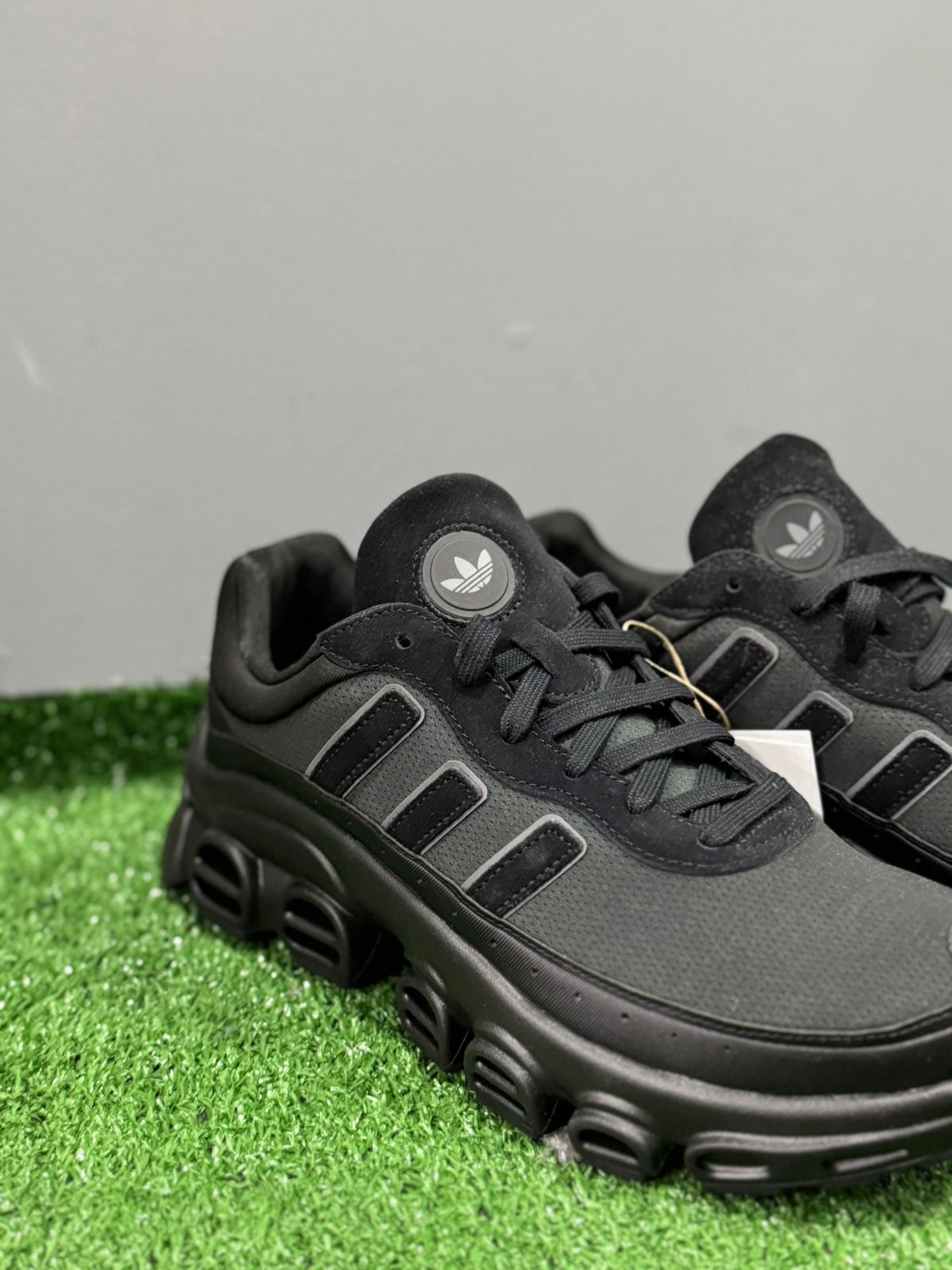 TÊNIS ADIDAS MICROBOUNCE ALL BLACK - Loja Vei do tenis- os melhores