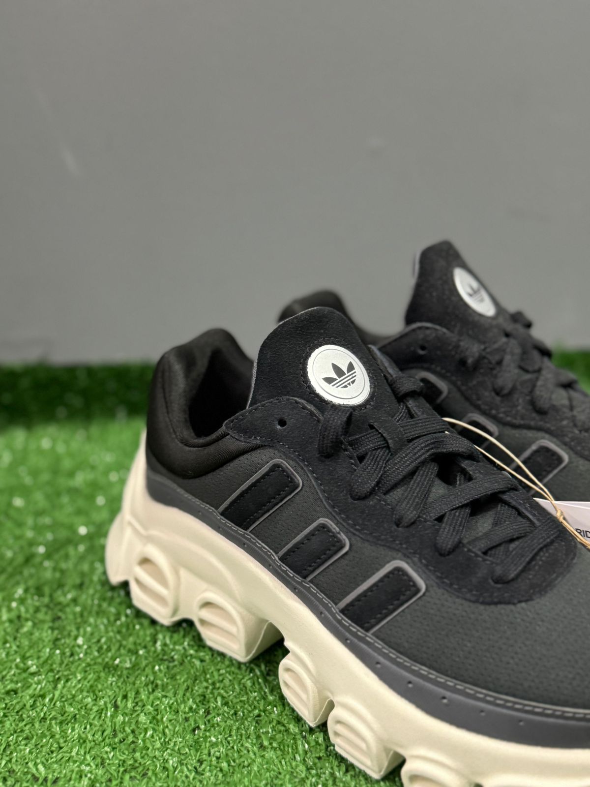 TÊNIS ADIDAS MICROBOUNCE PRETO/BRANCO - Loja Vei do tenis- os melhores