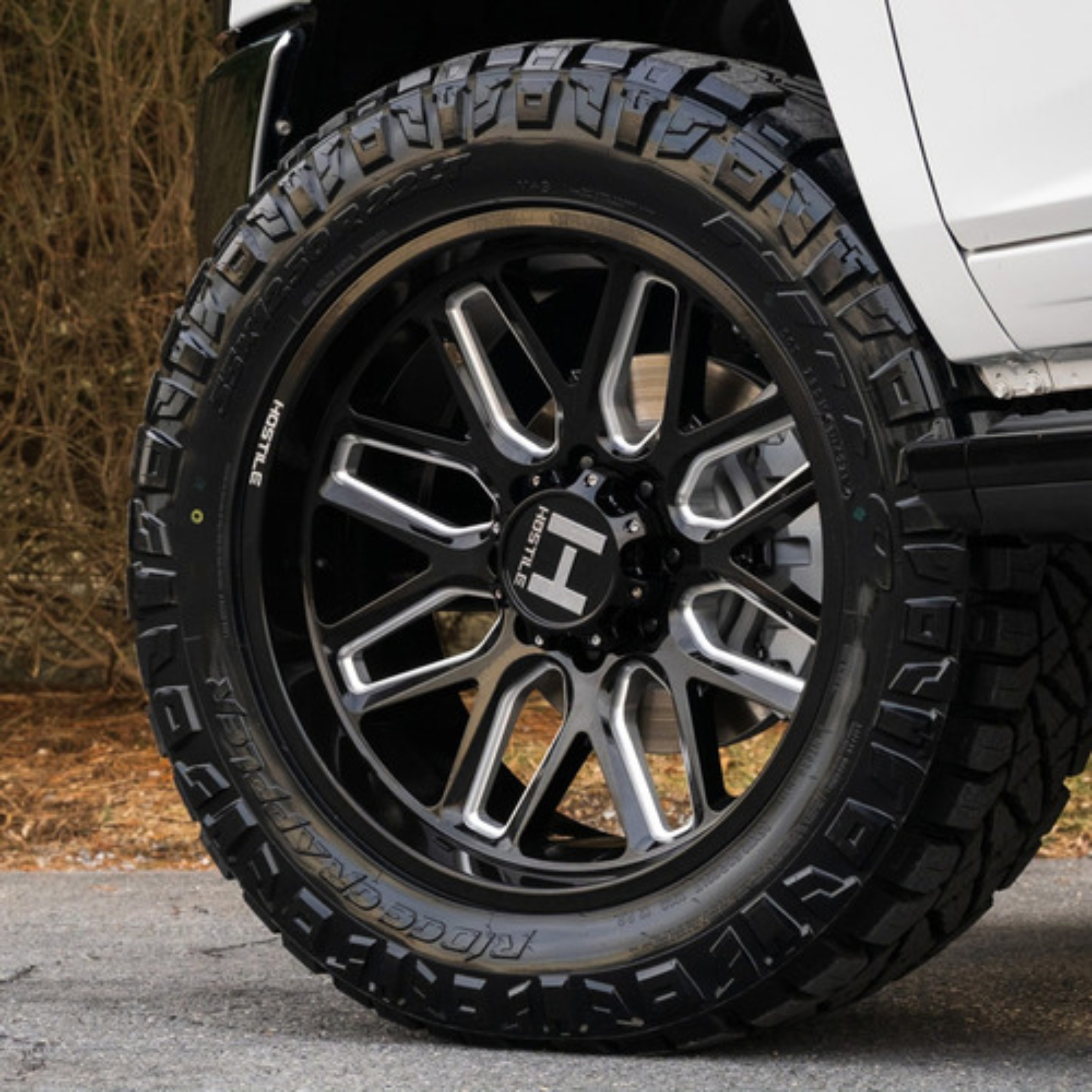 Roda Hostile Vulcan H120 24x12 8x165.1 -44mm Preto - 4x4 Store Brasil