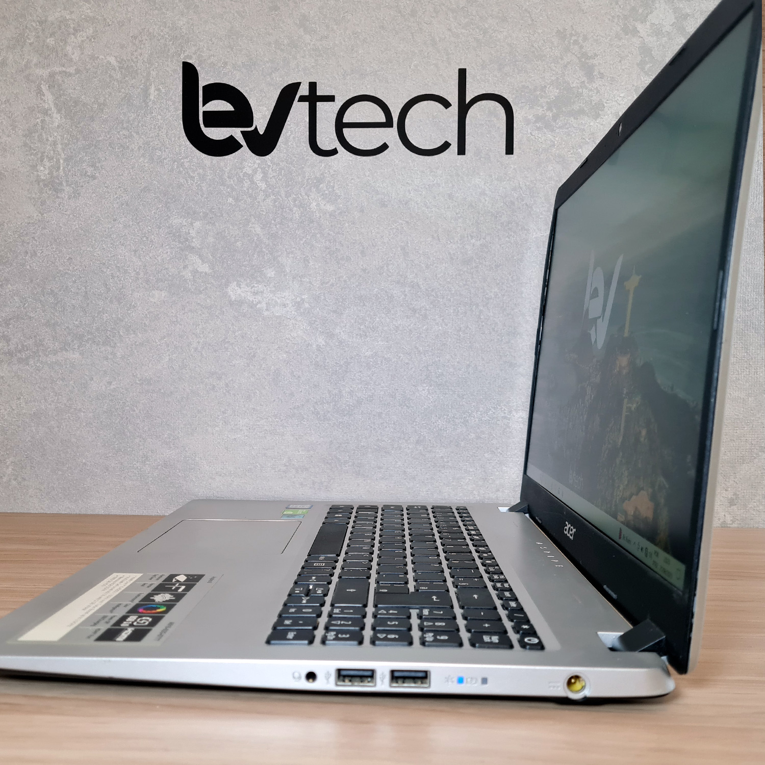 Acer Aspire 5 A515-52 - Core i5-8ª Ger. - 16Gb Ram - 256Gb SSD - LevTech Store