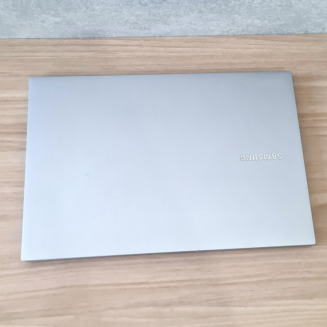 Notebook Samsung Book X30 - Core i5-10ª Ger. - 8Gb Ram - 256Gb SSD ...