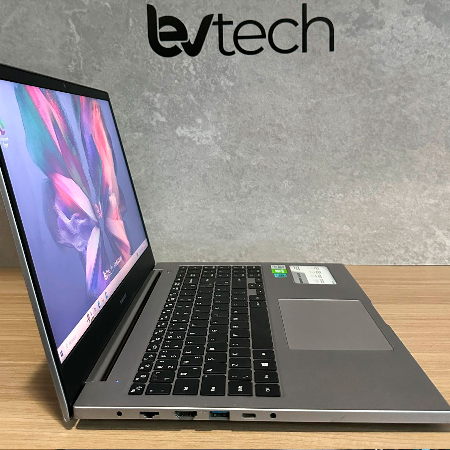 Notebook Samsung Book X50 - Core i7-10ª Ger. - 16Gb Ram - 256Gb SSD ...