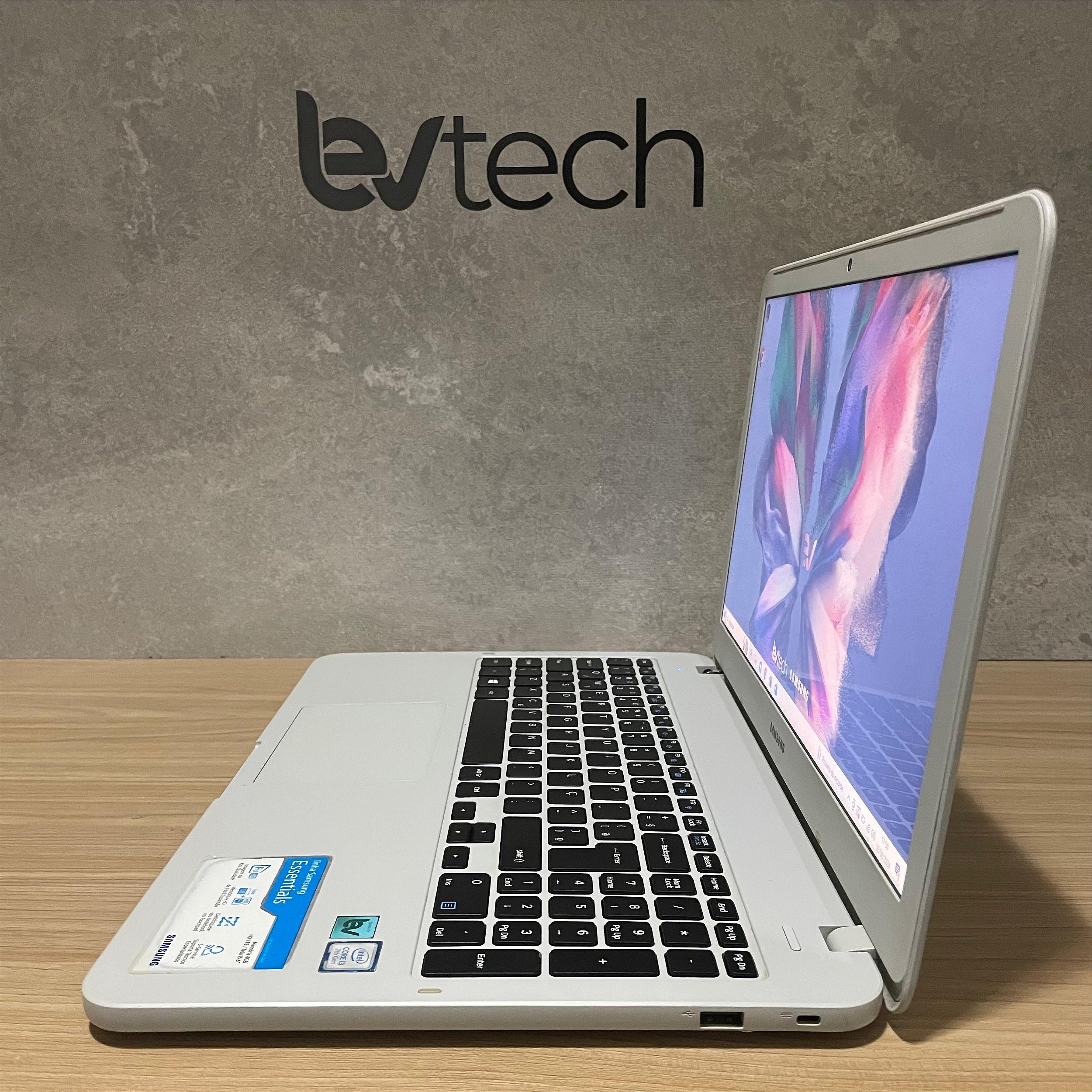 Notebook Samsung Essentials 350x Branco - Core i3 , 4Gb Ram 256Gb Ssd - LevTech Store