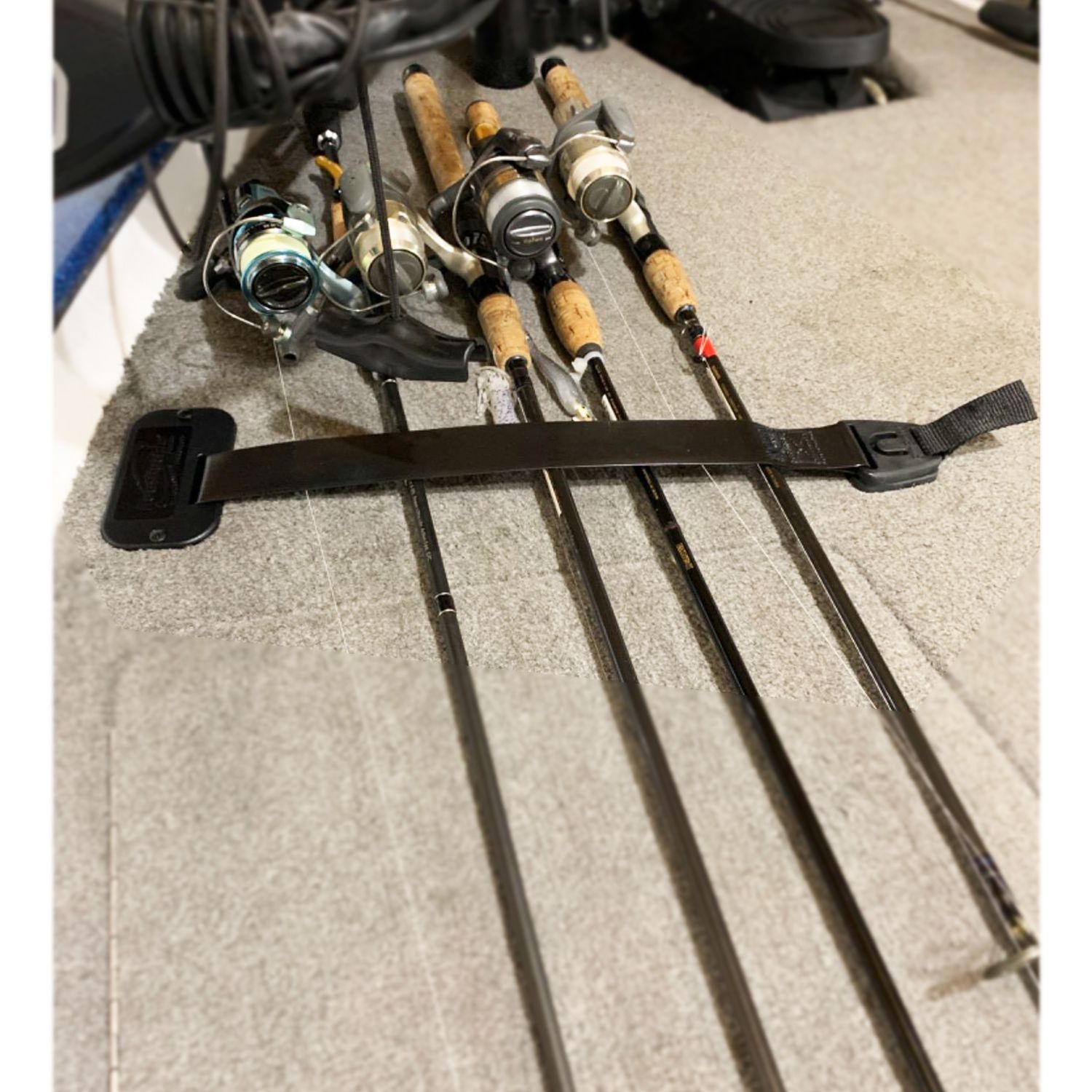 Amarrador de Varas Pesca Suporte Retrátil Rodbuckle P/ Barco - Tiburon ...