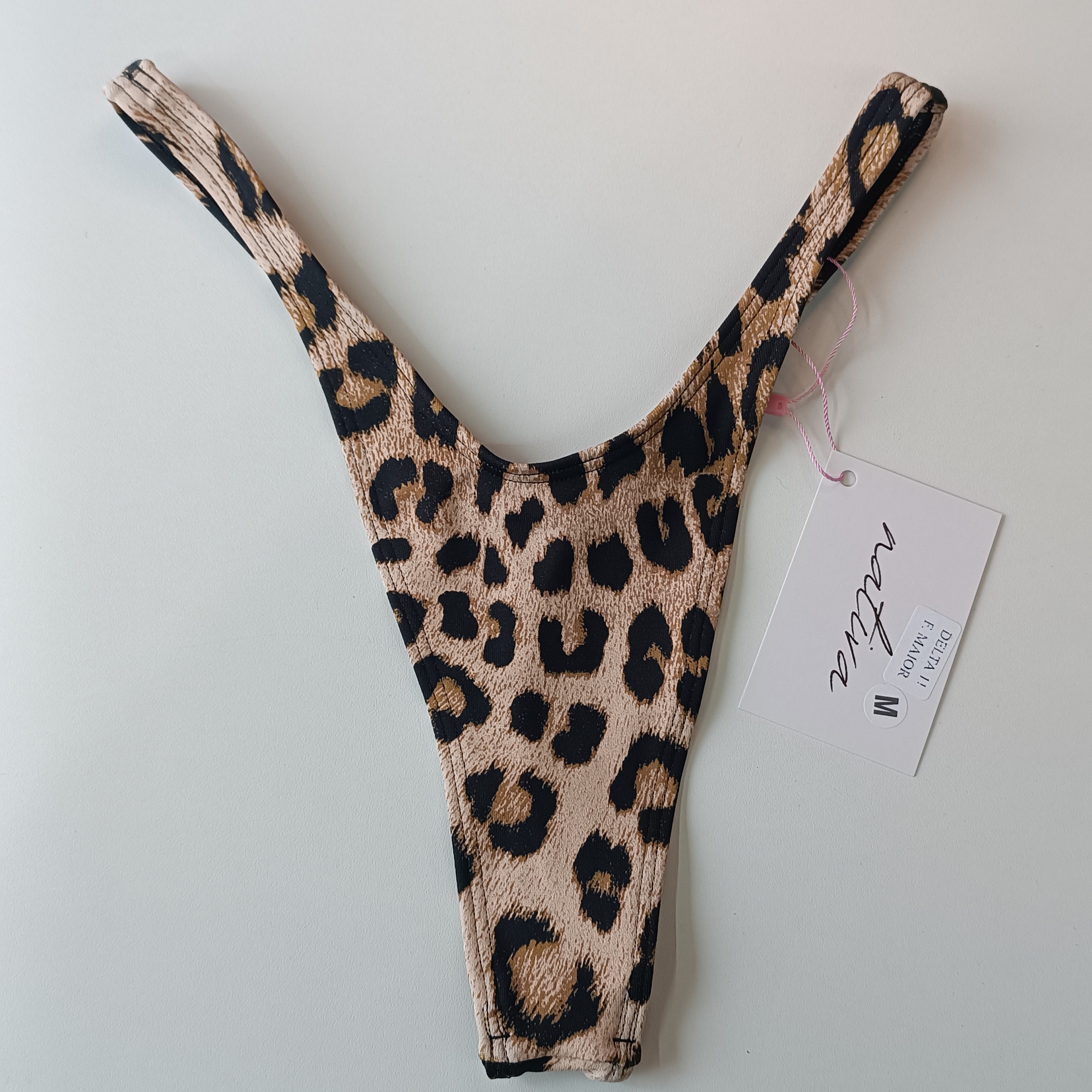 Calcinha Micro Delta 11 ( Frente Maior) - Felina Marrom - NTVBKN