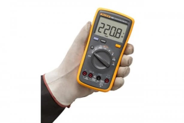 Multímetro digital Fluke 15B+ - www.elk.com.br