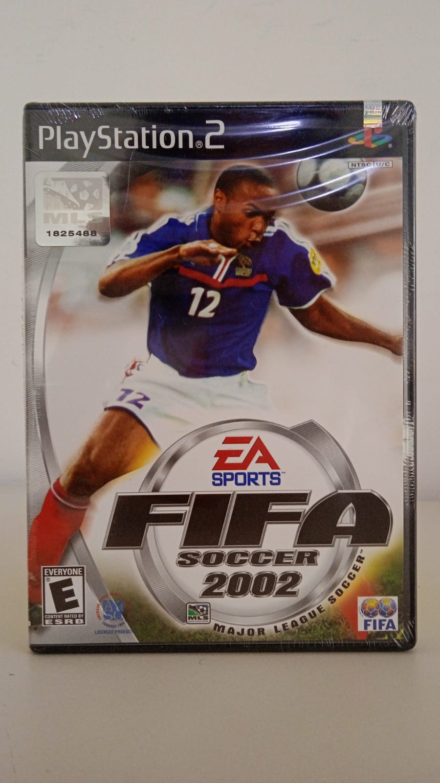 FIFA Soccer 2002 PS2 Original Lacrado (Americano) - www.maicongames.com.br