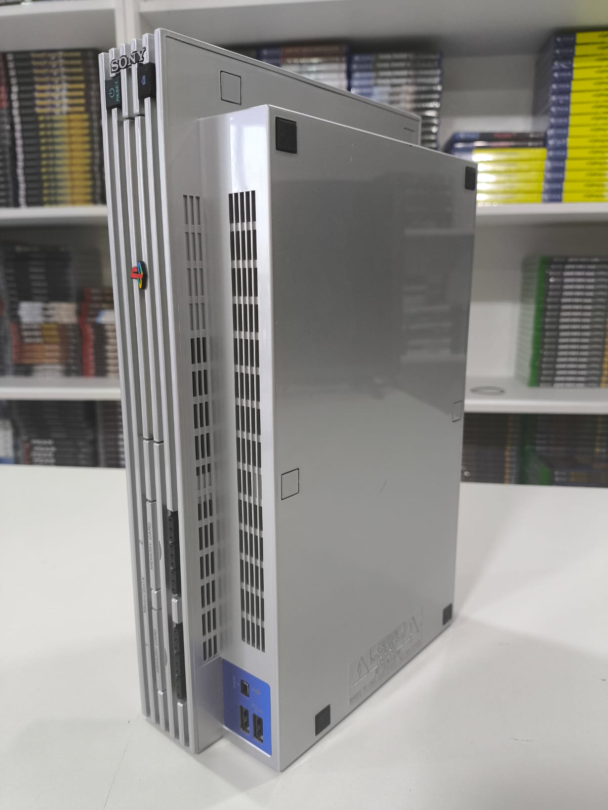 Console Sony Playstation 2 Fat Automobile Silver SCPH-3001R - PS2 FAT ...