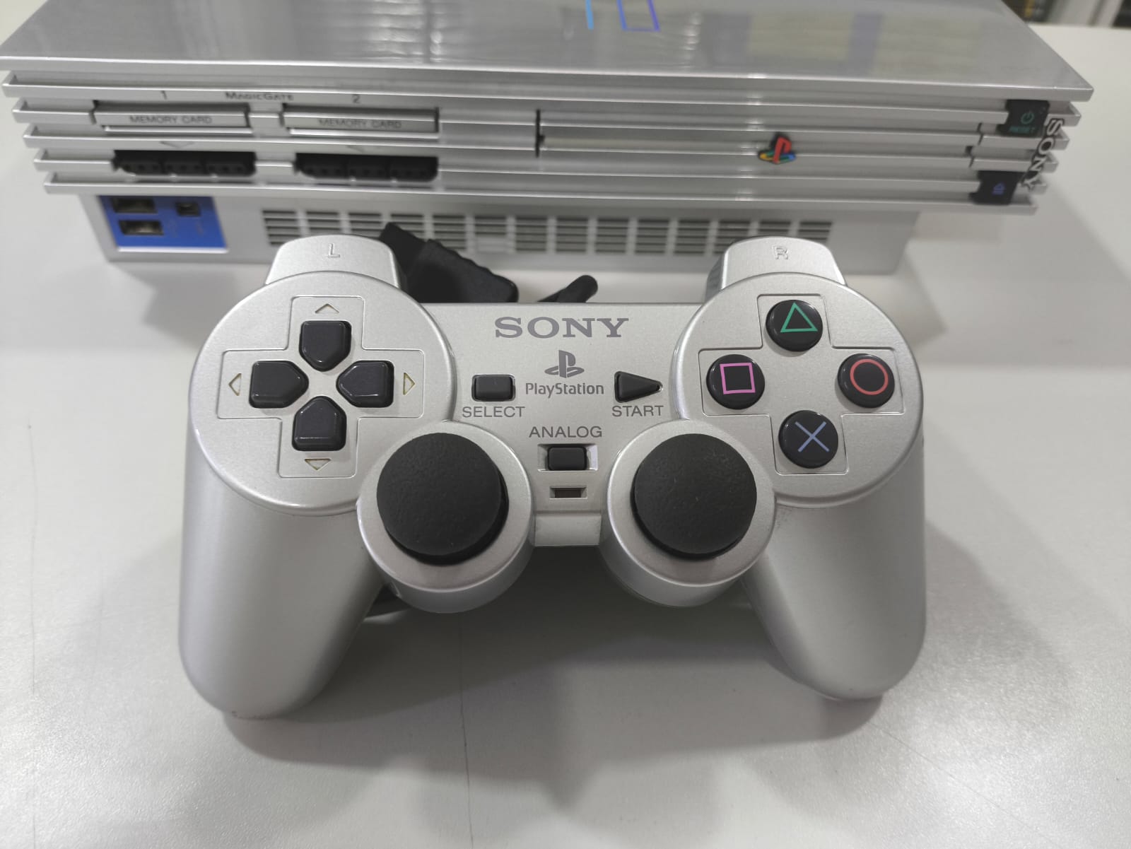 Console Sony Playstation 2 Fat Automobile Silver SCPH-3001R - PS2 FAT ...