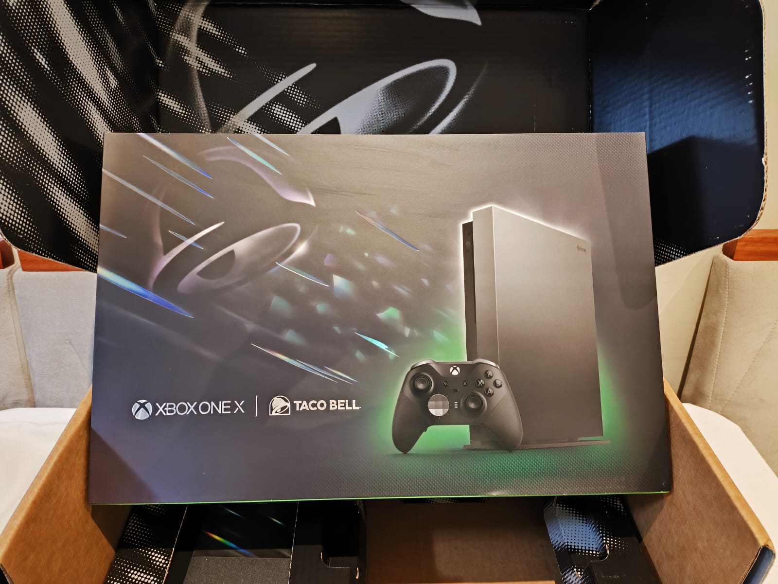 Console Xbox One X Taco Bell Black Limited Edition Bundle - www ...