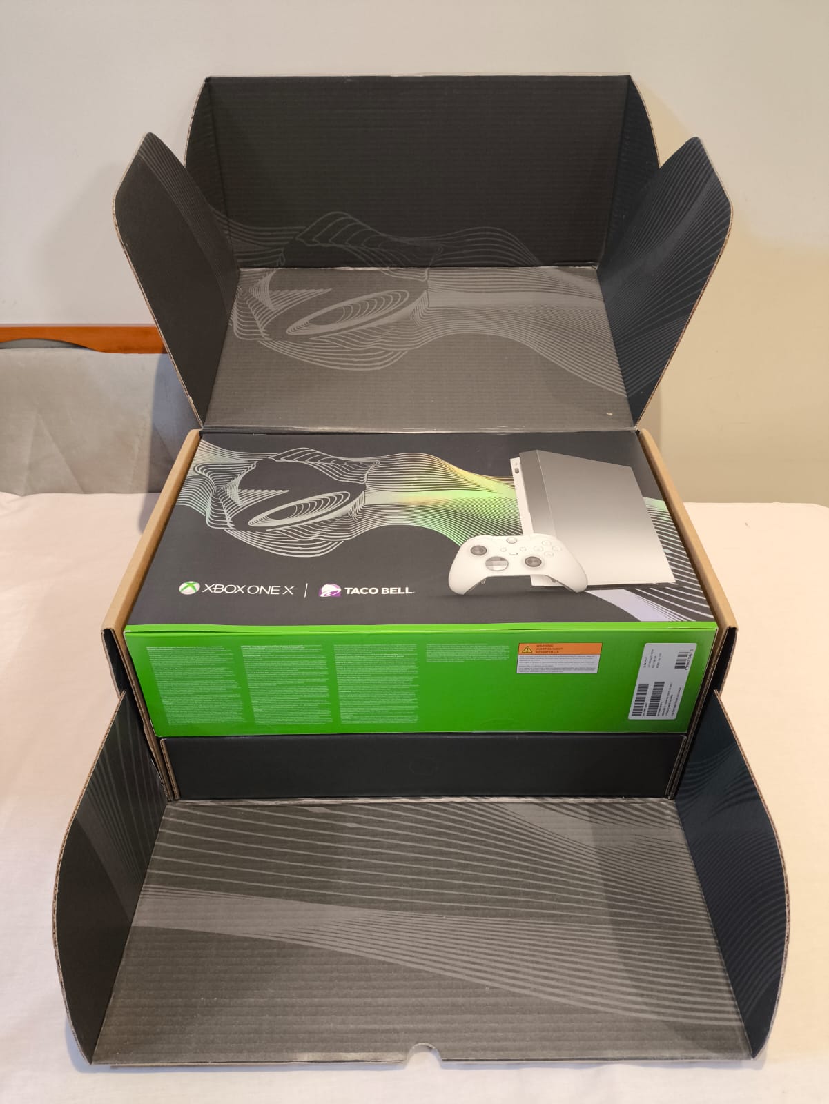 Console Xbox One X Taco Bell Platinum Limited Edition Bundle - www ...