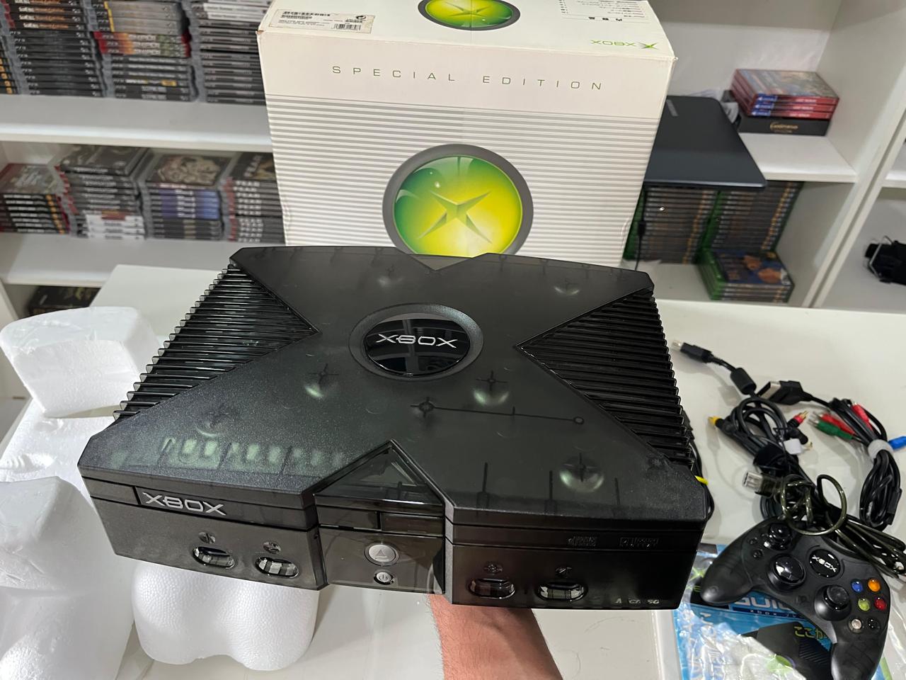 Console Microsoft Xbox Clássico Smoke Skeleton Limited Edition - www ...