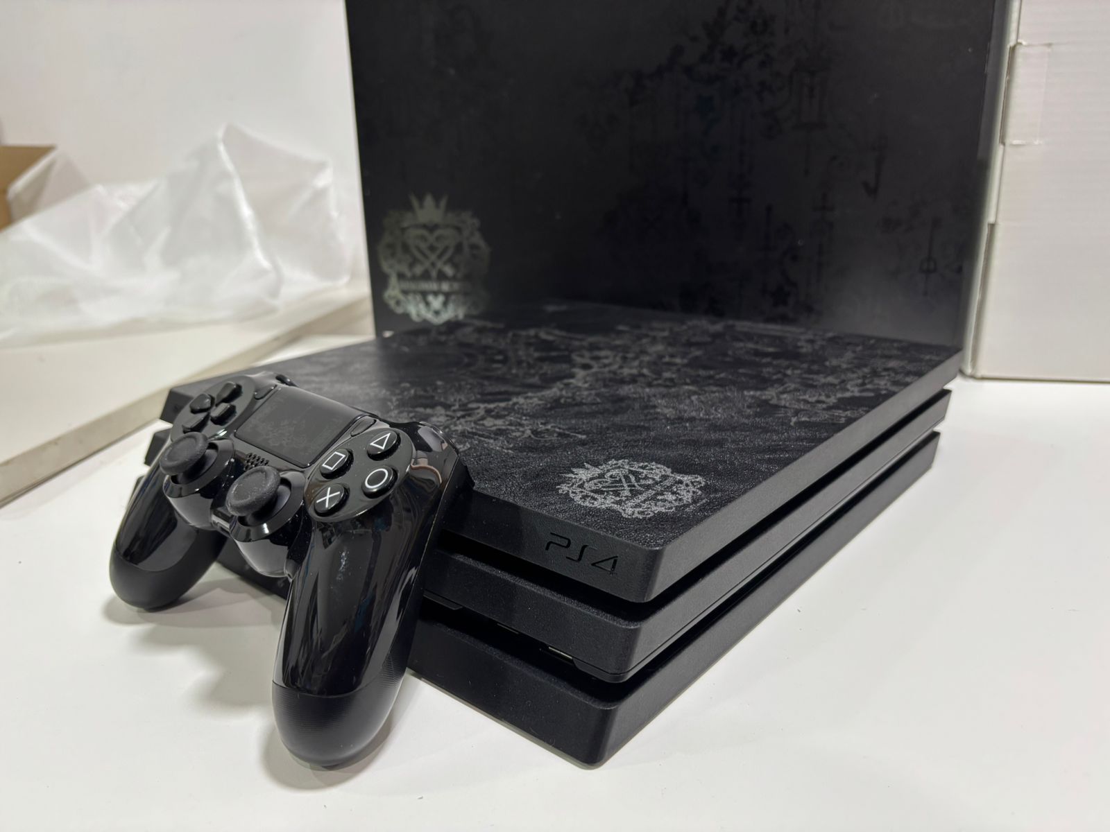 Console Playstation 4 Pro Edição Kingdom Hearts 3 - PS4 Pro - www ...