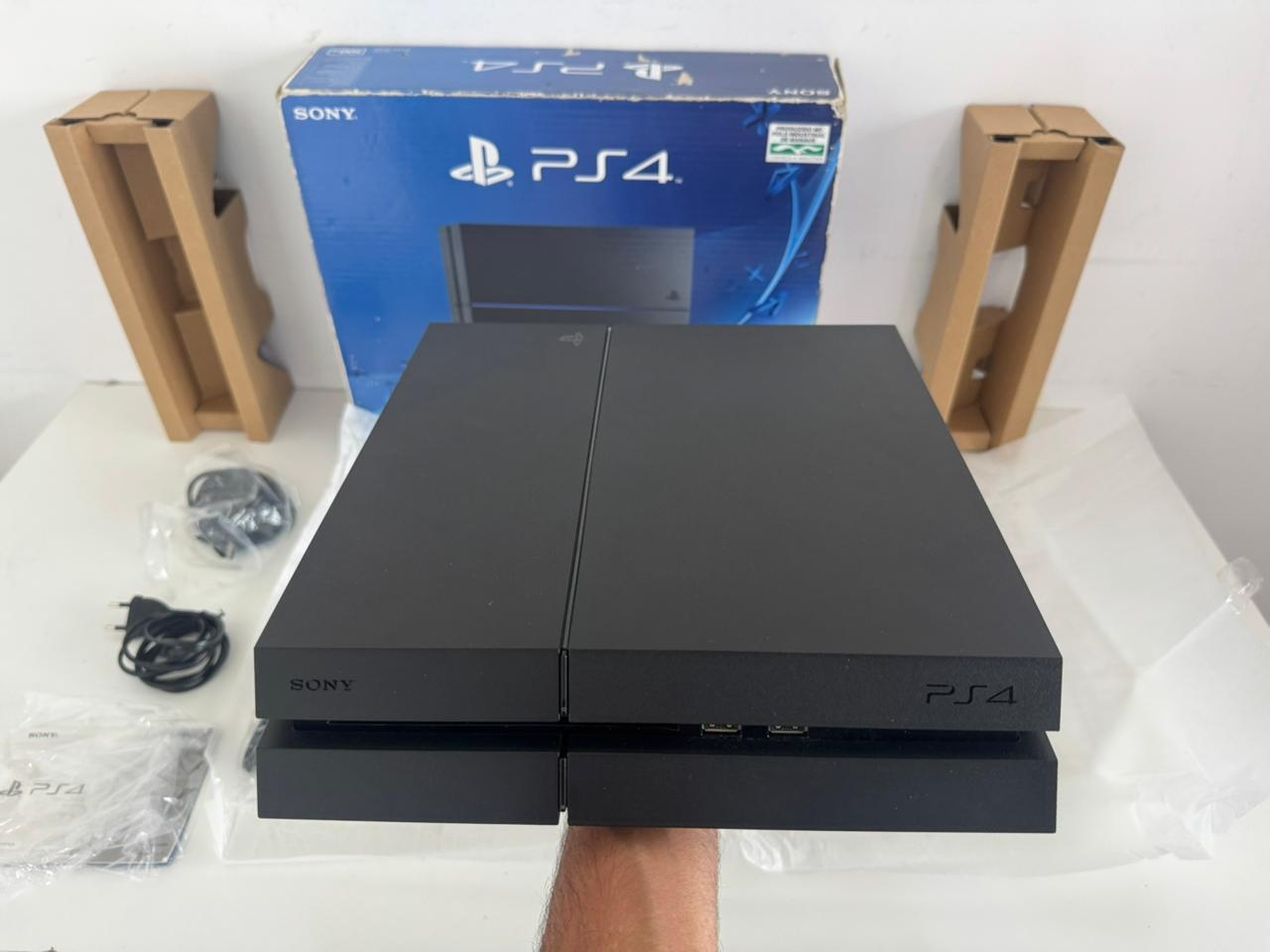 Console Sony Playstation 4 CUH-1214A - PS4 Fat - www.maicongames.com.br
