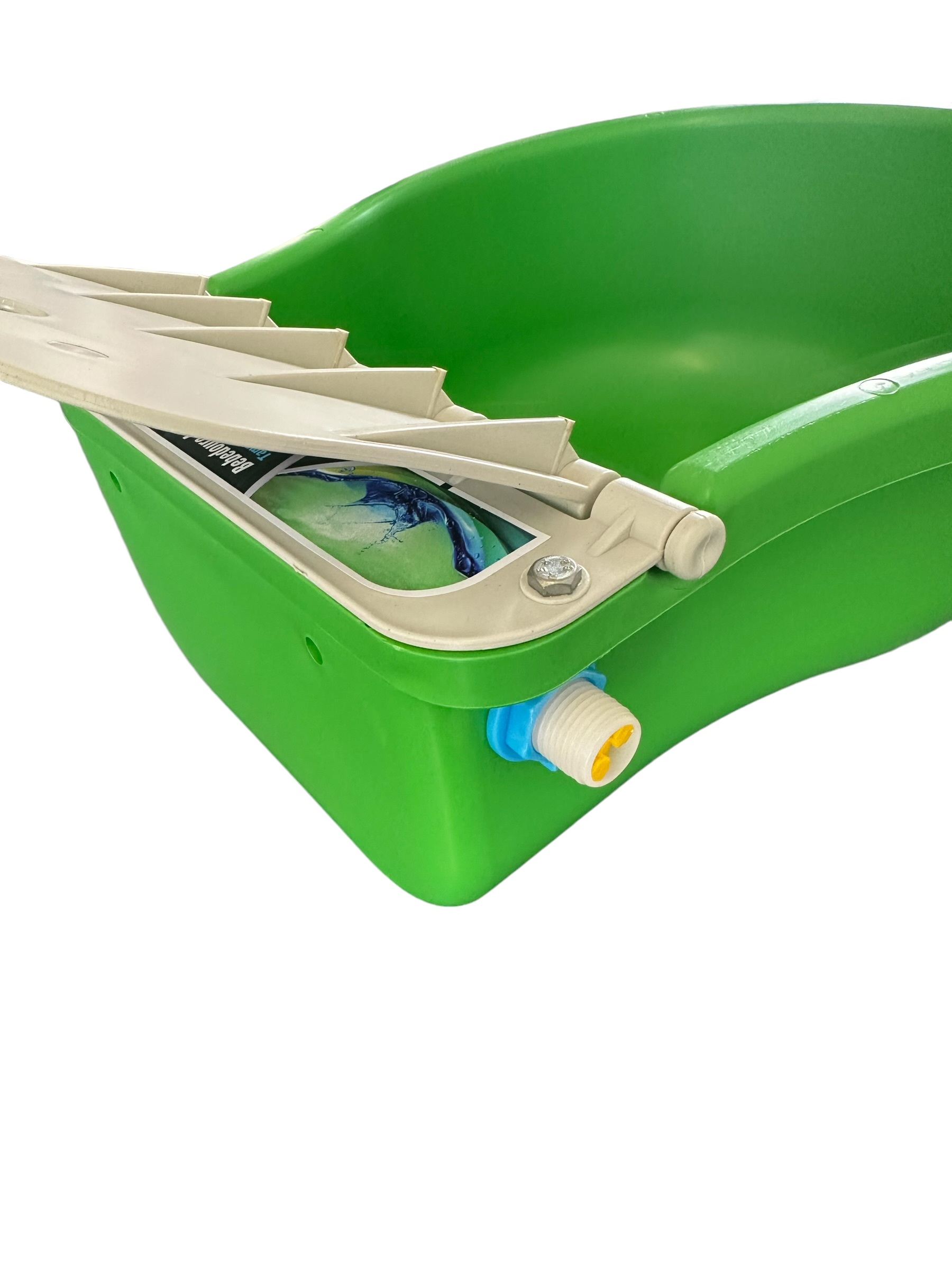 Bebedouro Automático Bospan Bovino 8L com Bóia e Tampa Retrátil ...