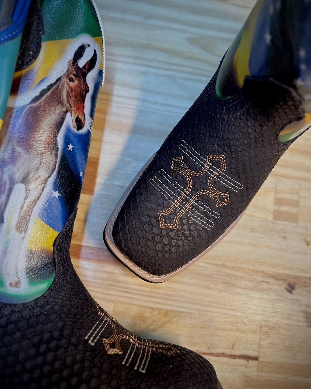 Bota Muladeiros Brasil com Bainha Faca Retiravel - Botas Texanas ...