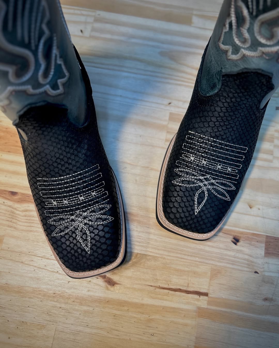 Bota Texana Com Bainha E Faca Couro Azul Petróleo - Botas Texanas ...