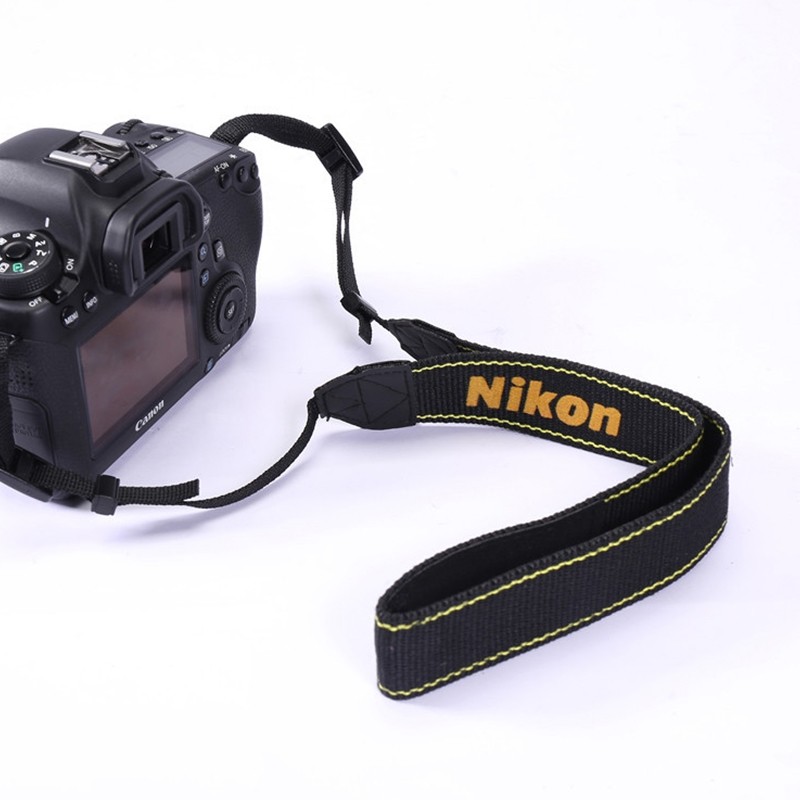 Alça de Pescoço Nikon Neck Strap (paralela) - Backup Equipamentos