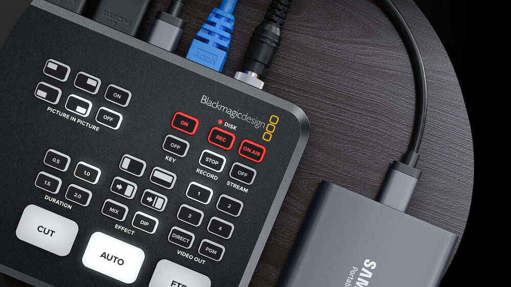 Mesa Switcher Blackmagic Design ATEM Mini Extreme ISO - Backup Equipamentos