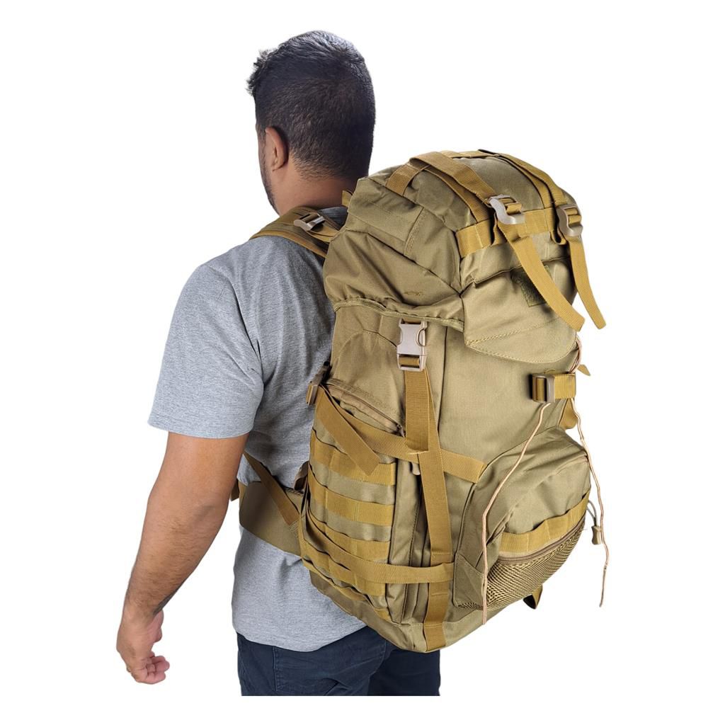 Mochila Tática Camping Boca Saco Cor Caqui 50L - Febre do Aço