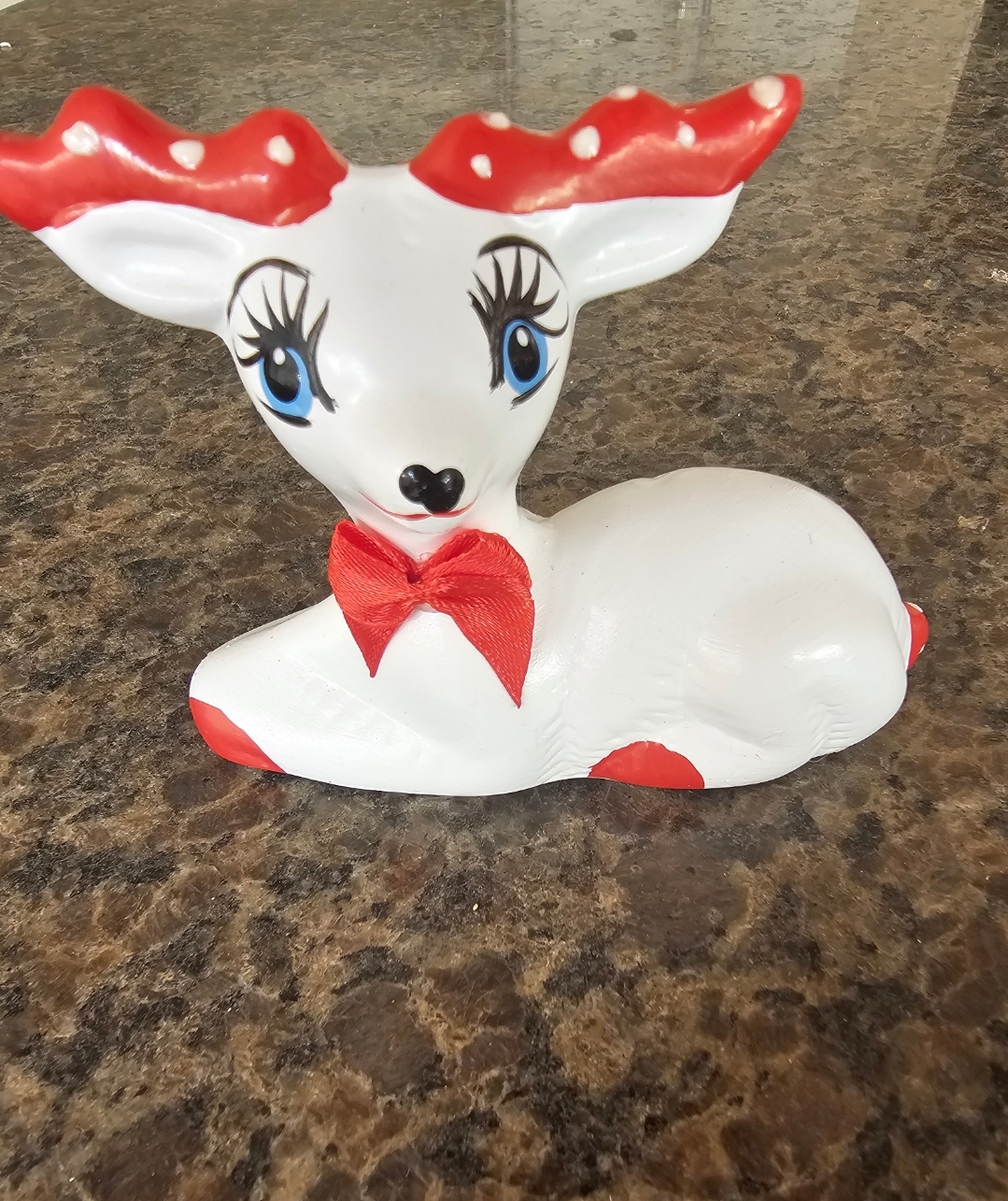 MINI RENA BRANCA VERMELHA DEITADA - Kátia Ferreira suculentas