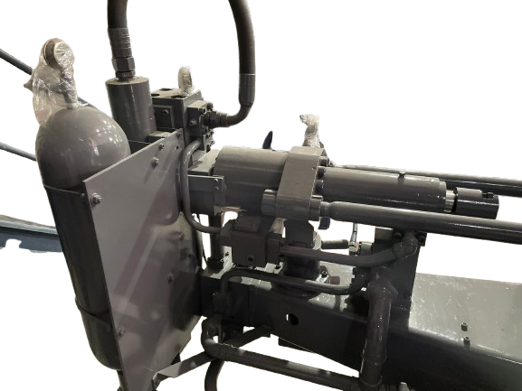 Injetora de Alumínio DELTA 180 ton - Fire maq