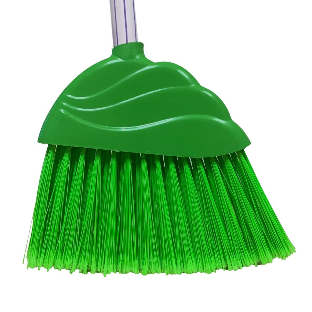 Vassoura Limp Canto com cabo - Siled - A sua nova opção em embalagens e ...