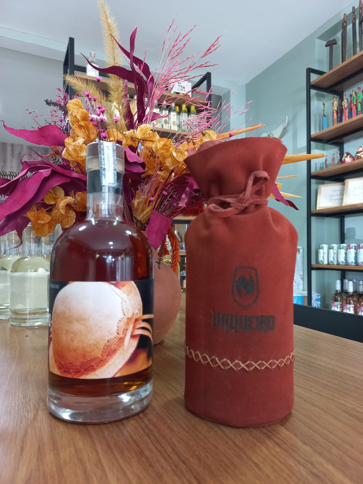 Cachaça Nobre Vaqueiro Extra Premium 750ml - Kassuá - Loja criativa de ...