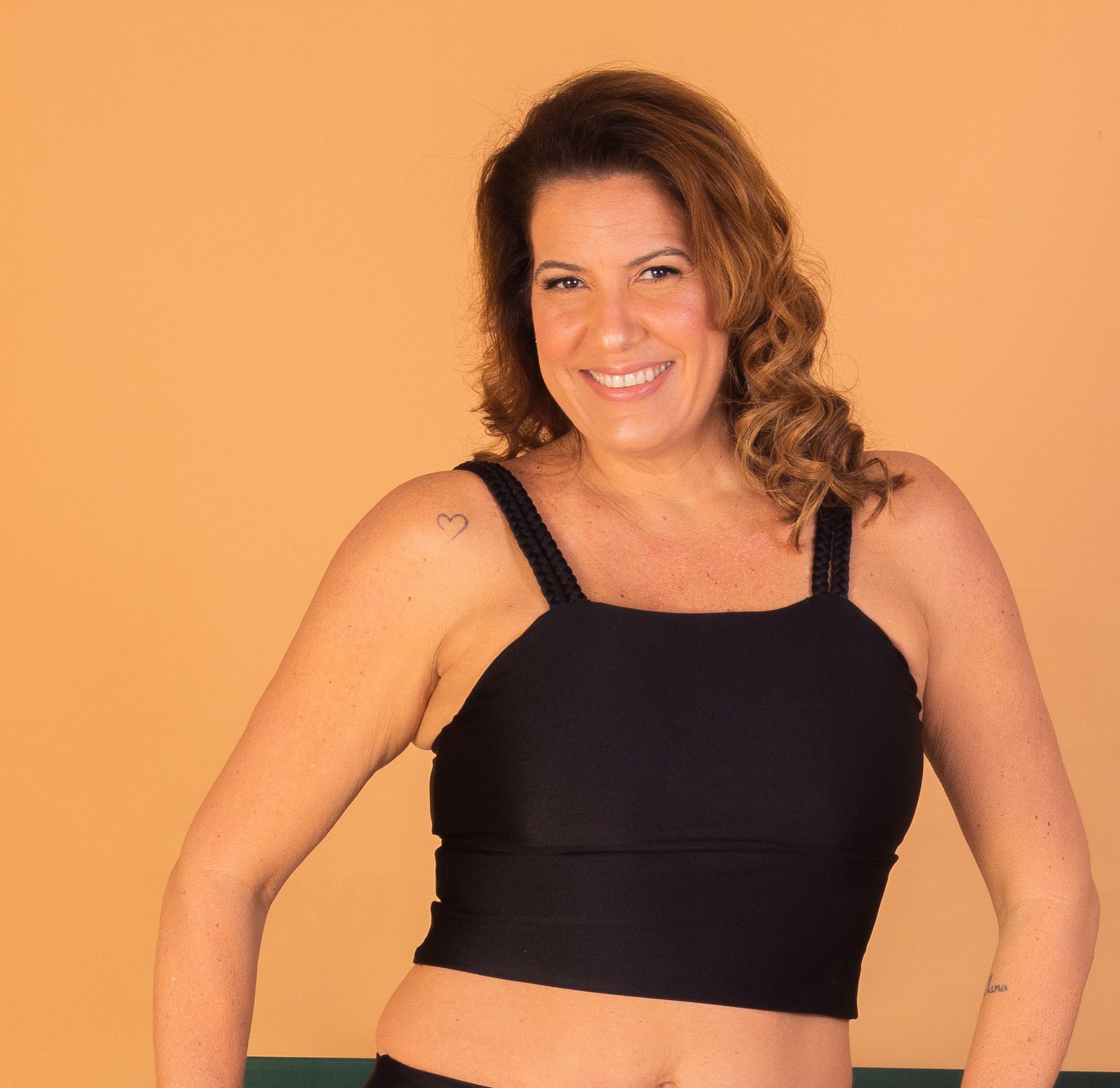 Top Ton Ton Preto - Danke - Moda Fitness com design, leveza e sofisticação
