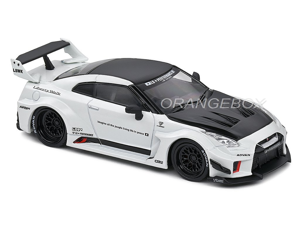 Nissan GTR R35 LB Silhouette 1:43 Solido Branco - Miniaturas Colecionáveis