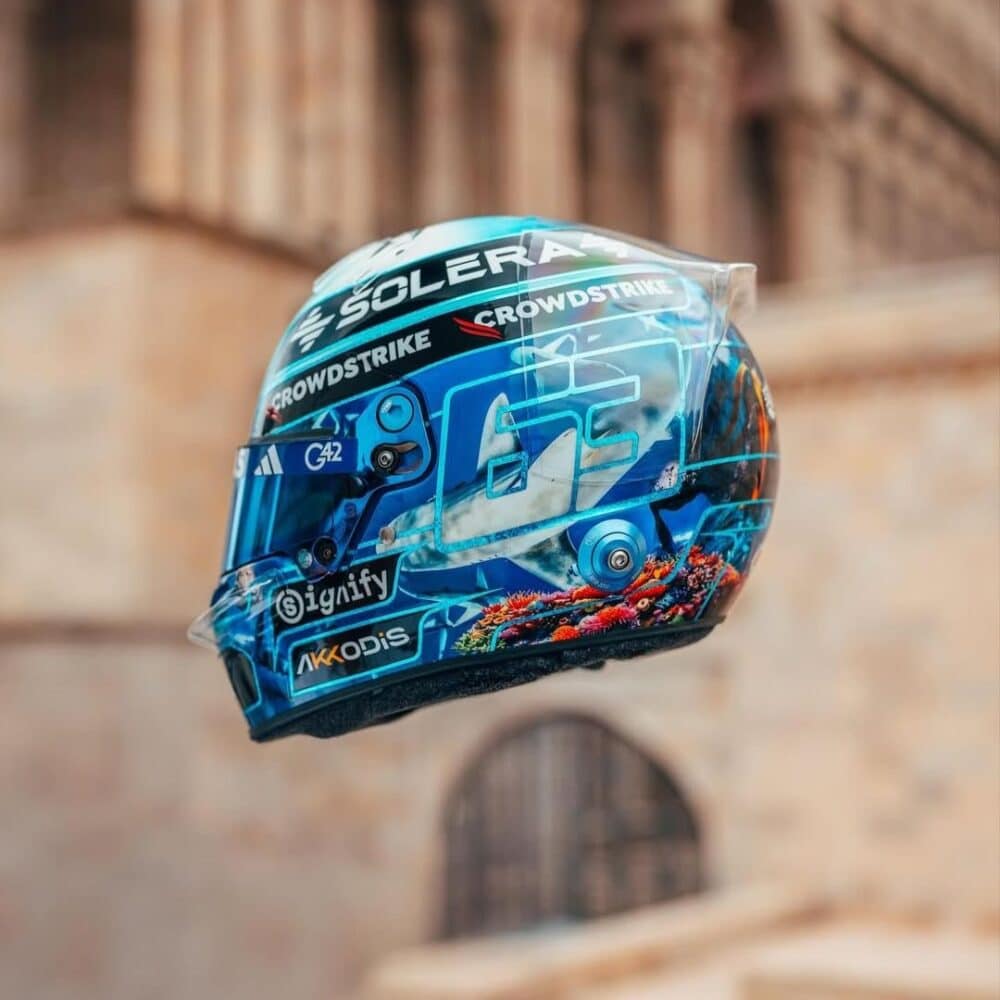 Capacete George Russell Mercedes F1 Team Azerbaijan GP 2025 1:5 Spark ...