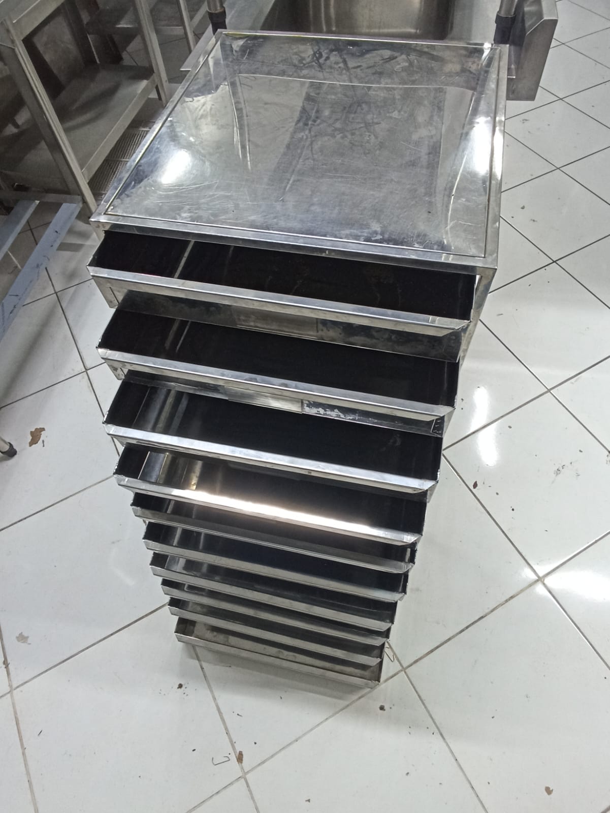 GAVETEIRO EM AÇO INOX 53X53X90 SEMI NOVO - Point das Cozinhas