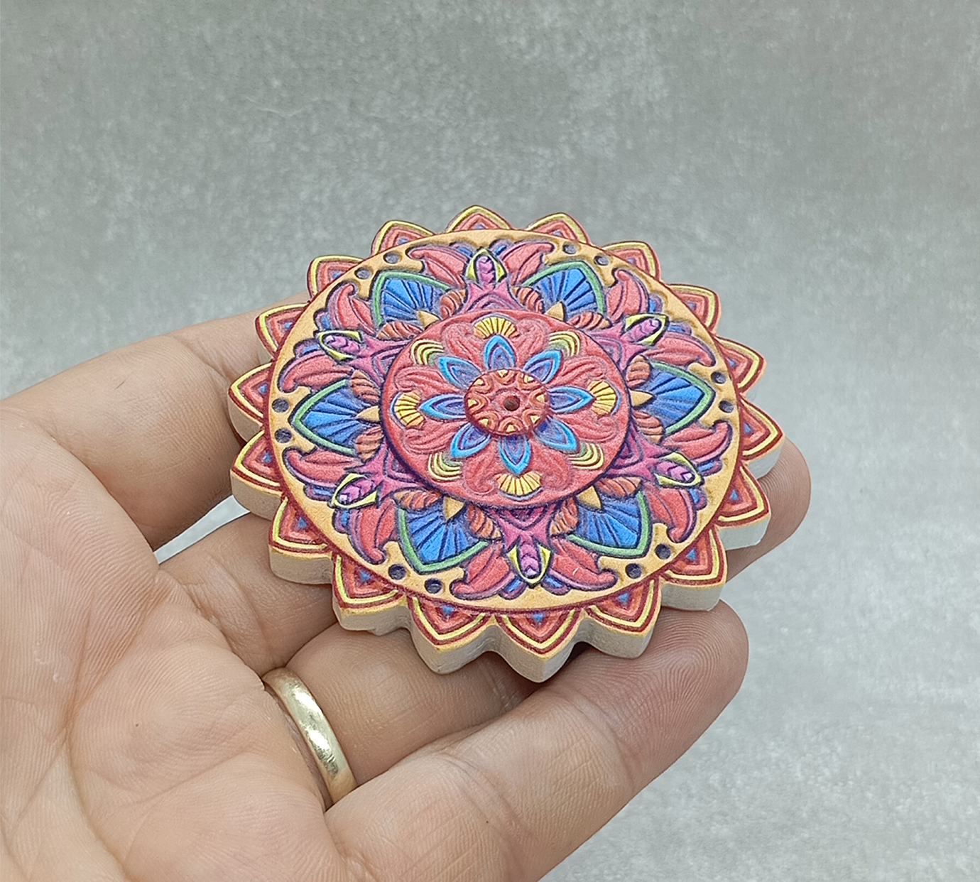 Incensário Mandala Flor de Lótus com ímã - Amarelo/Azul/Vermelho - Aura ...