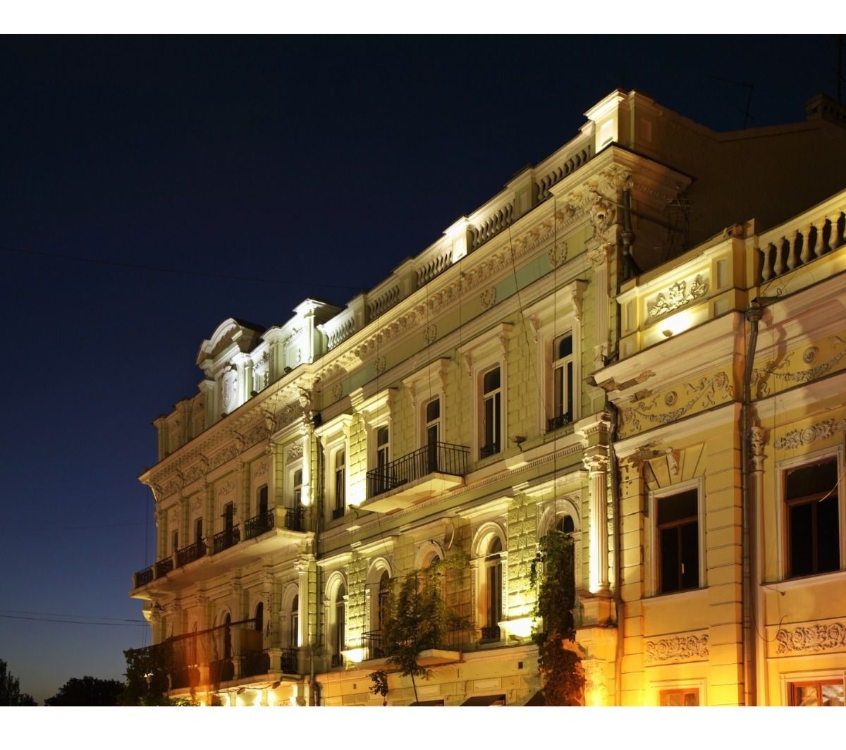 Refletor Led Avant 30W Slim Externo 6500K Preto Bivolt - Depolux