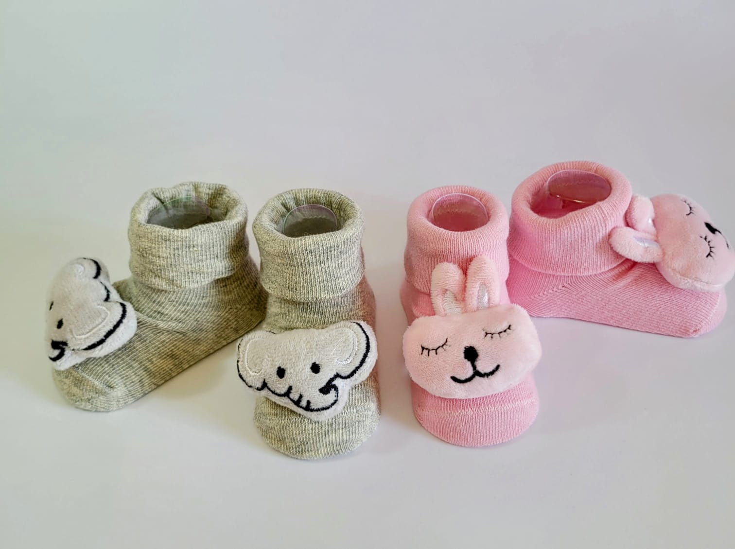 Pantufa com chocalho Coelho Rosa- Clingo - iBis Shop - Brinquedos e ...