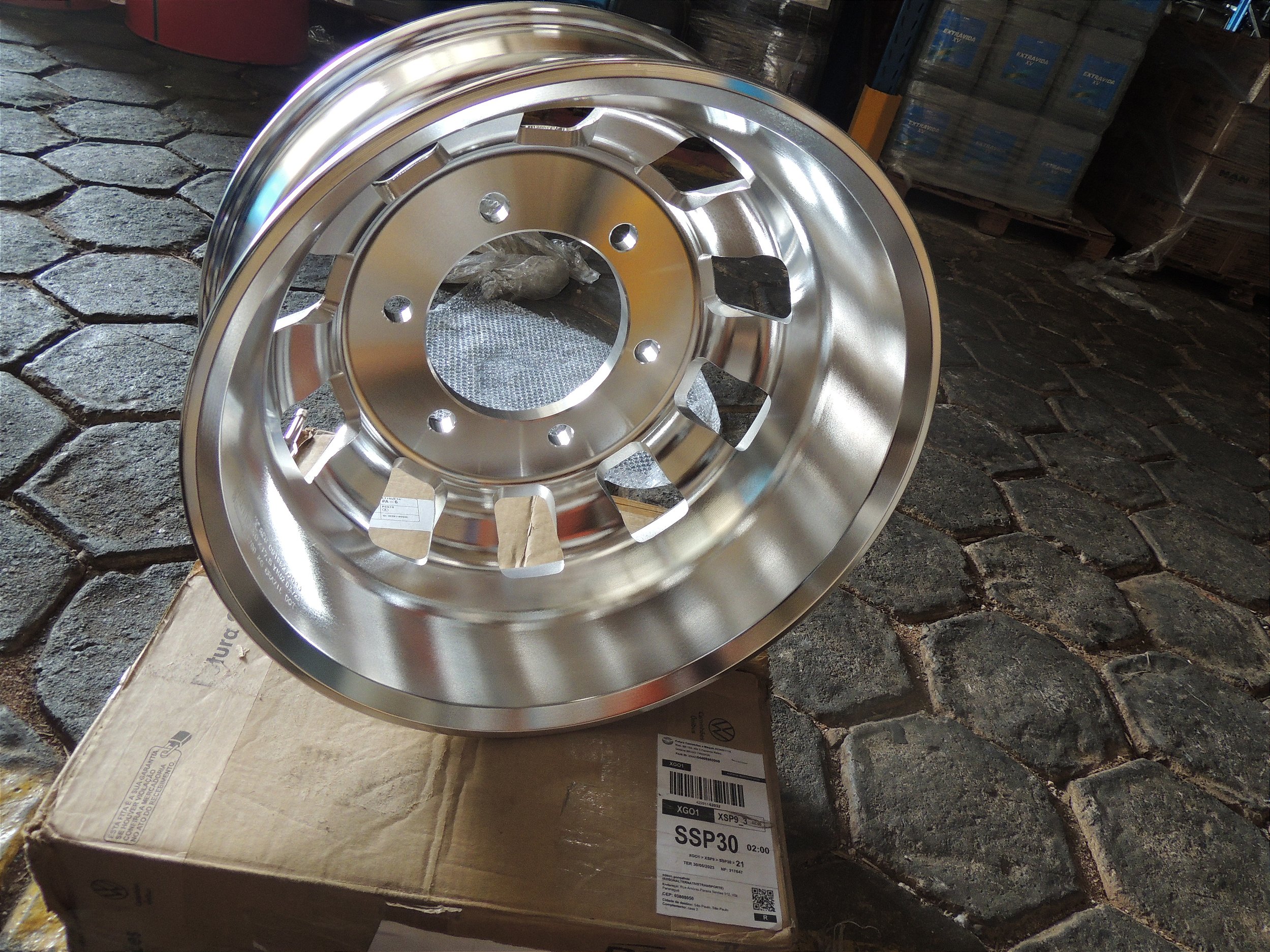 Roda Alumínio Italspeed VM02-SAE 6.0X17.5 6 Furos - Futura Caminhões ...