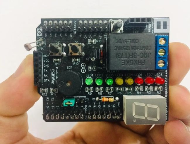 Módulo Arduino Shield Eletrônica Fácil D.I.Y - Eletrônica Fácil Educacional