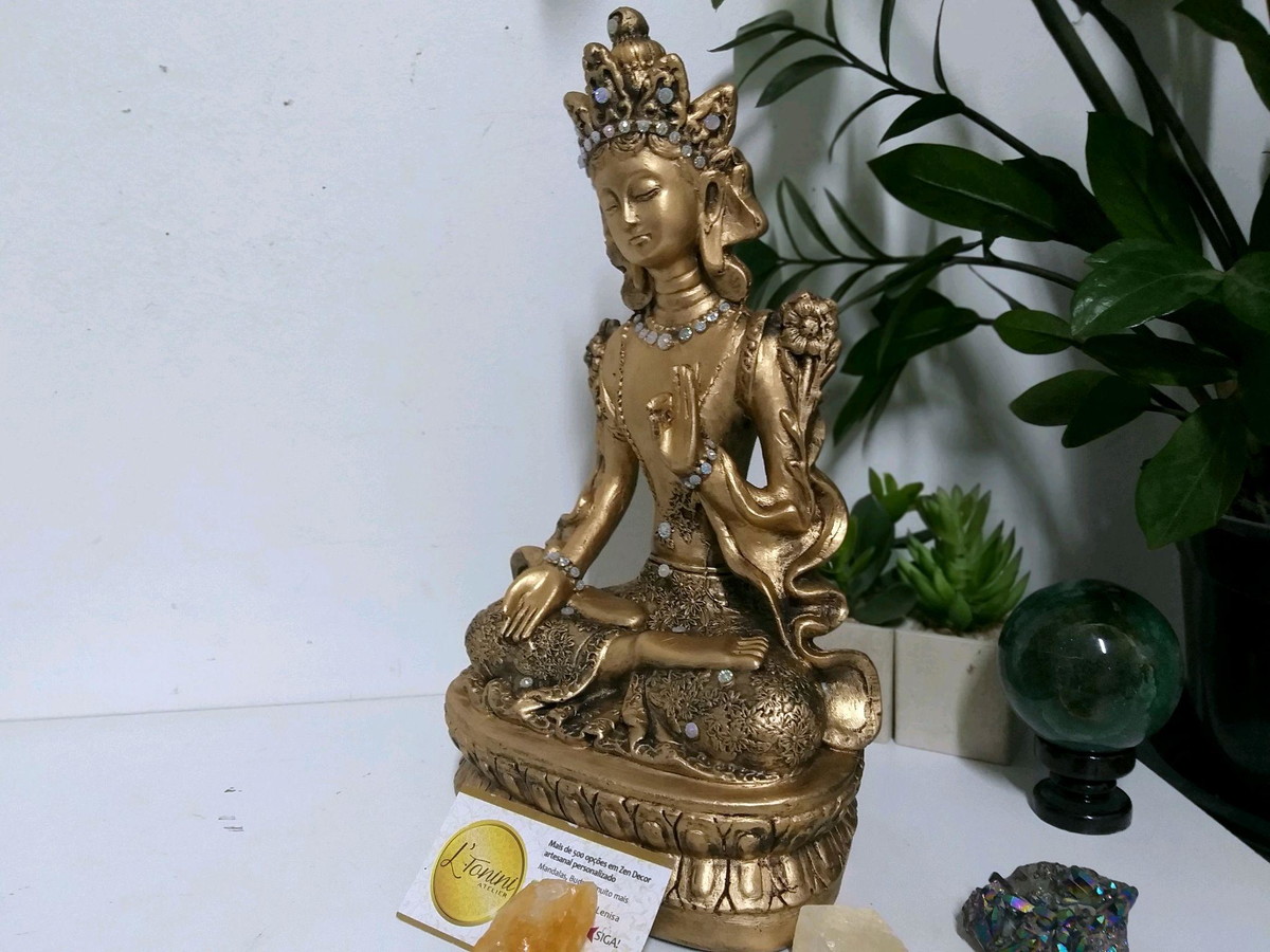 Deusa Tara 32cm (2) | Dourada - L'Tonini Atelier | Mandalas artesanais ...