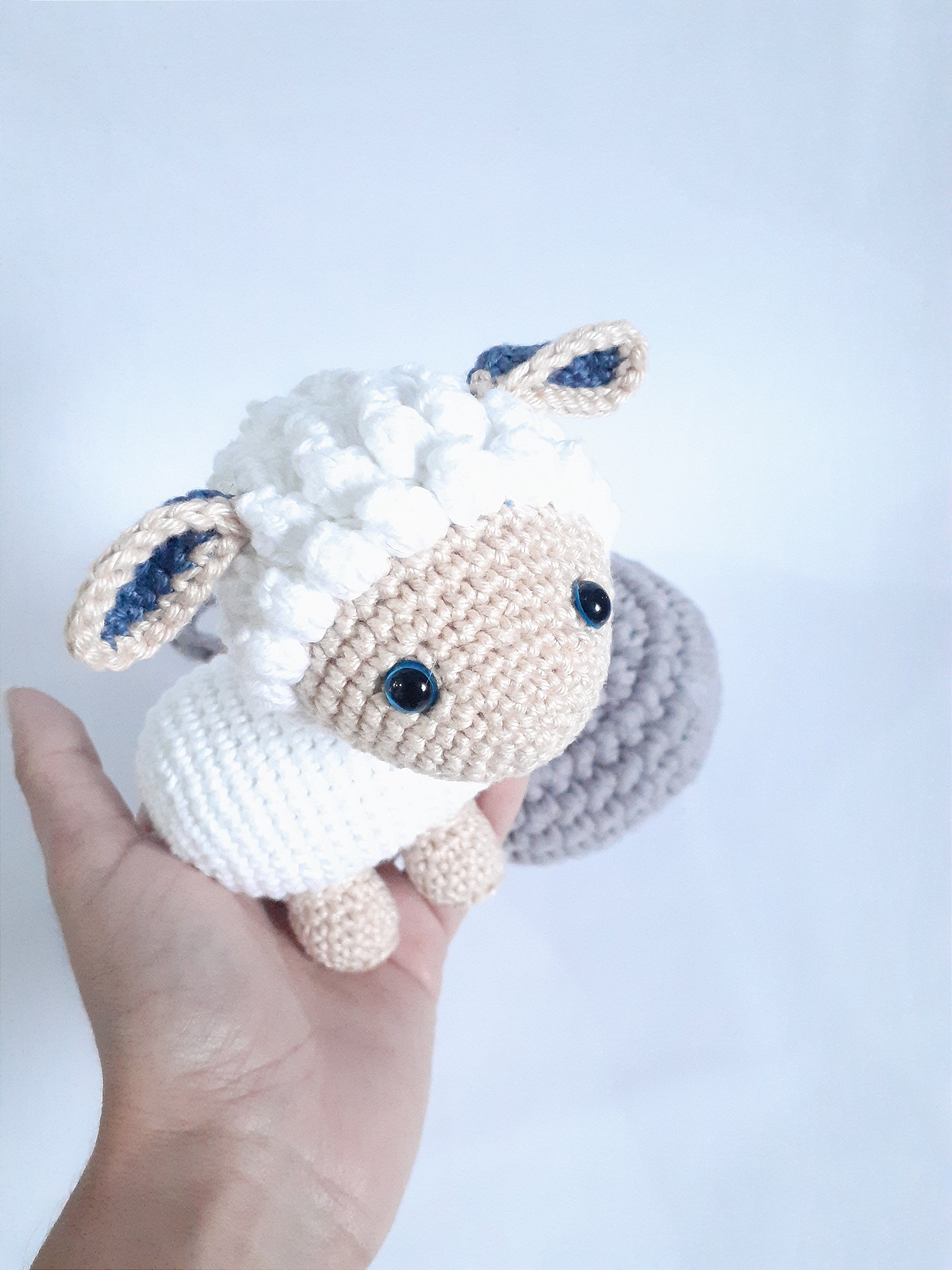 mini ovelha amigurumi - Caramelos Baby