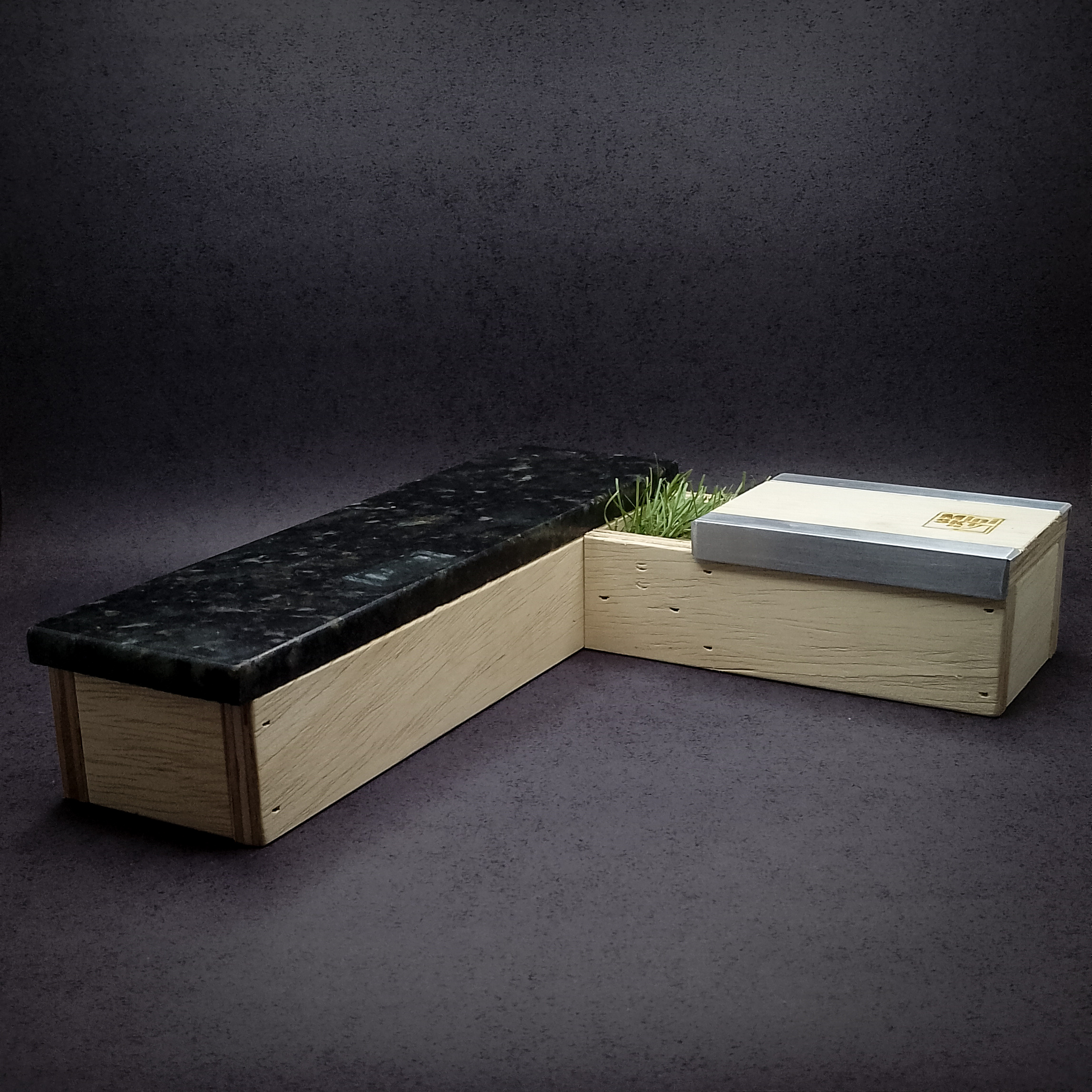 Caixote Granite Corner obstáculo para Fingerboard - Mini SKT Co.
